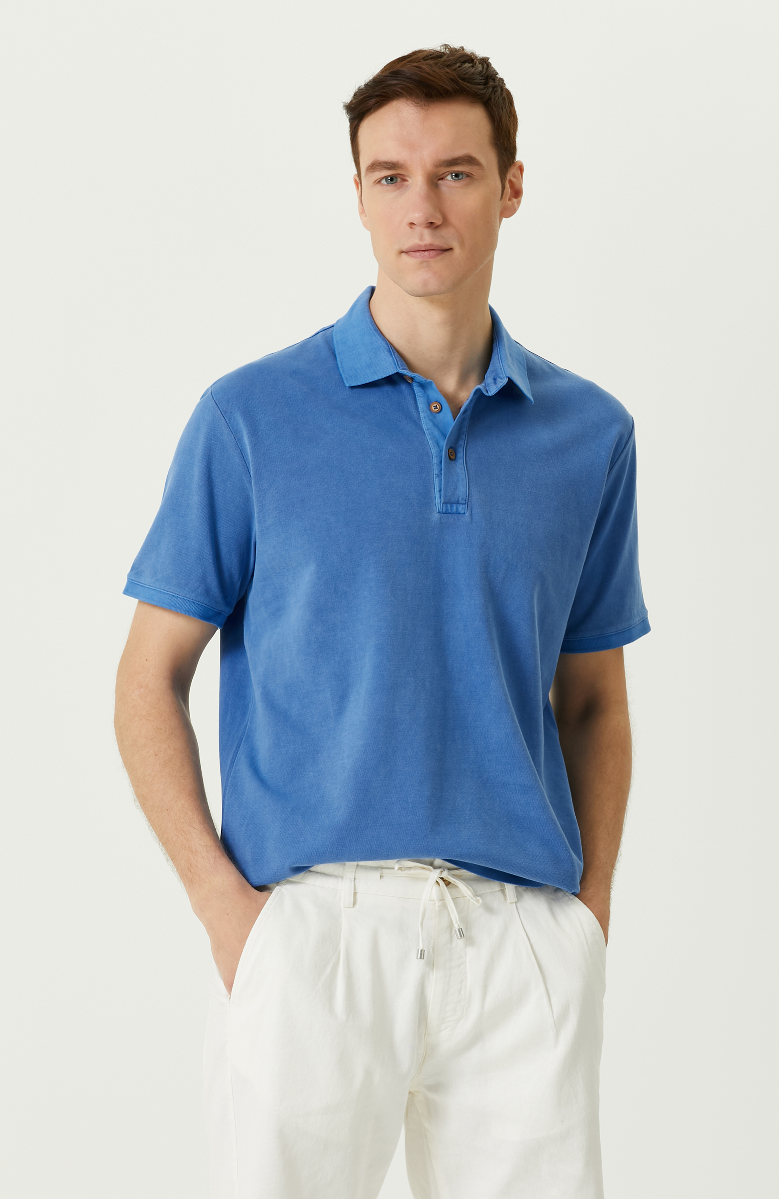 Slim Fit Saks T-shirt Slim Fit Saks T-shirt
