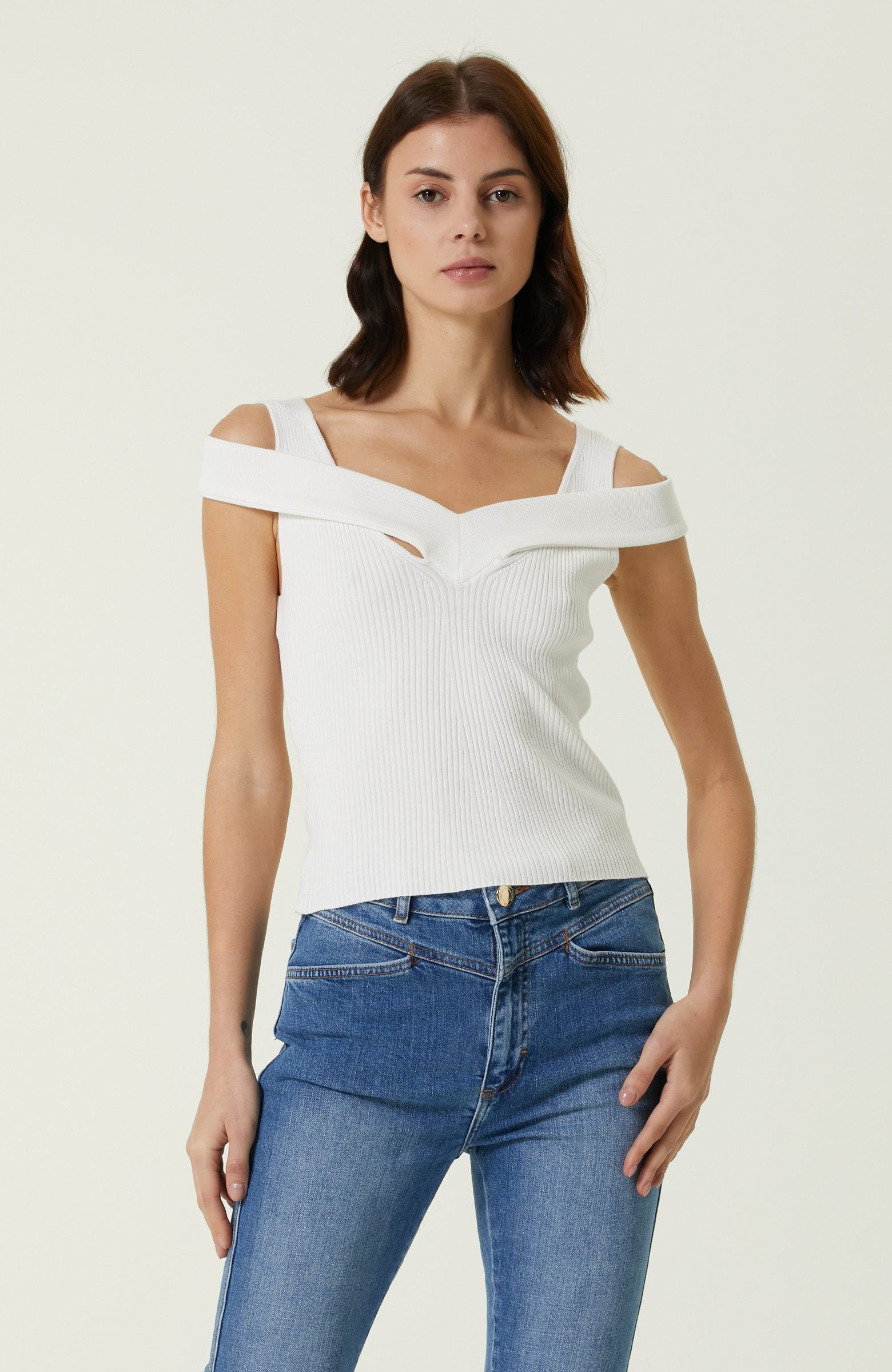 Slim Fit Ekru Kazak
