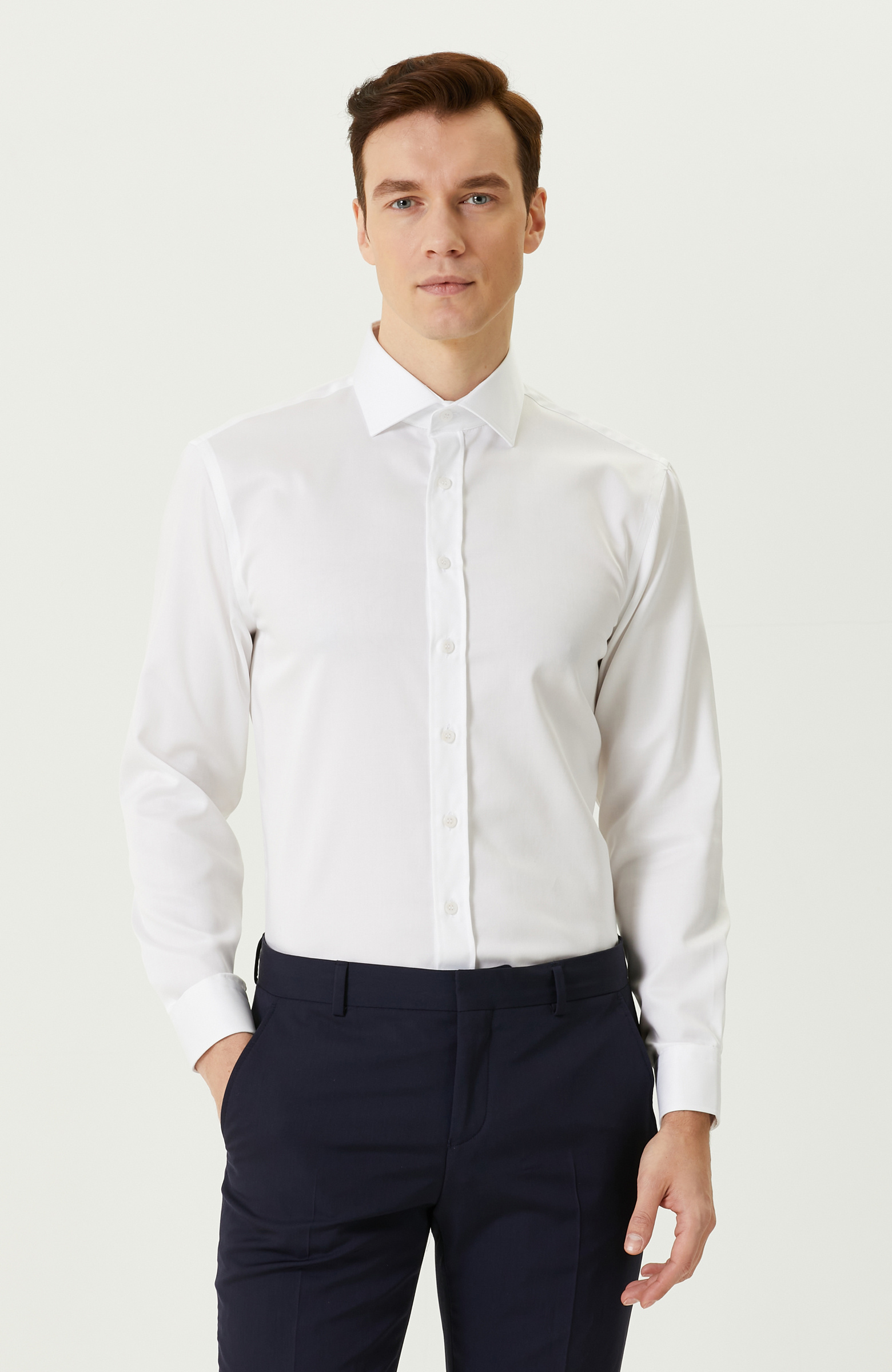 Slim Fit Beyaz Non-iron Gömlek Slim Fit Beyaz Non-iron Gömlek