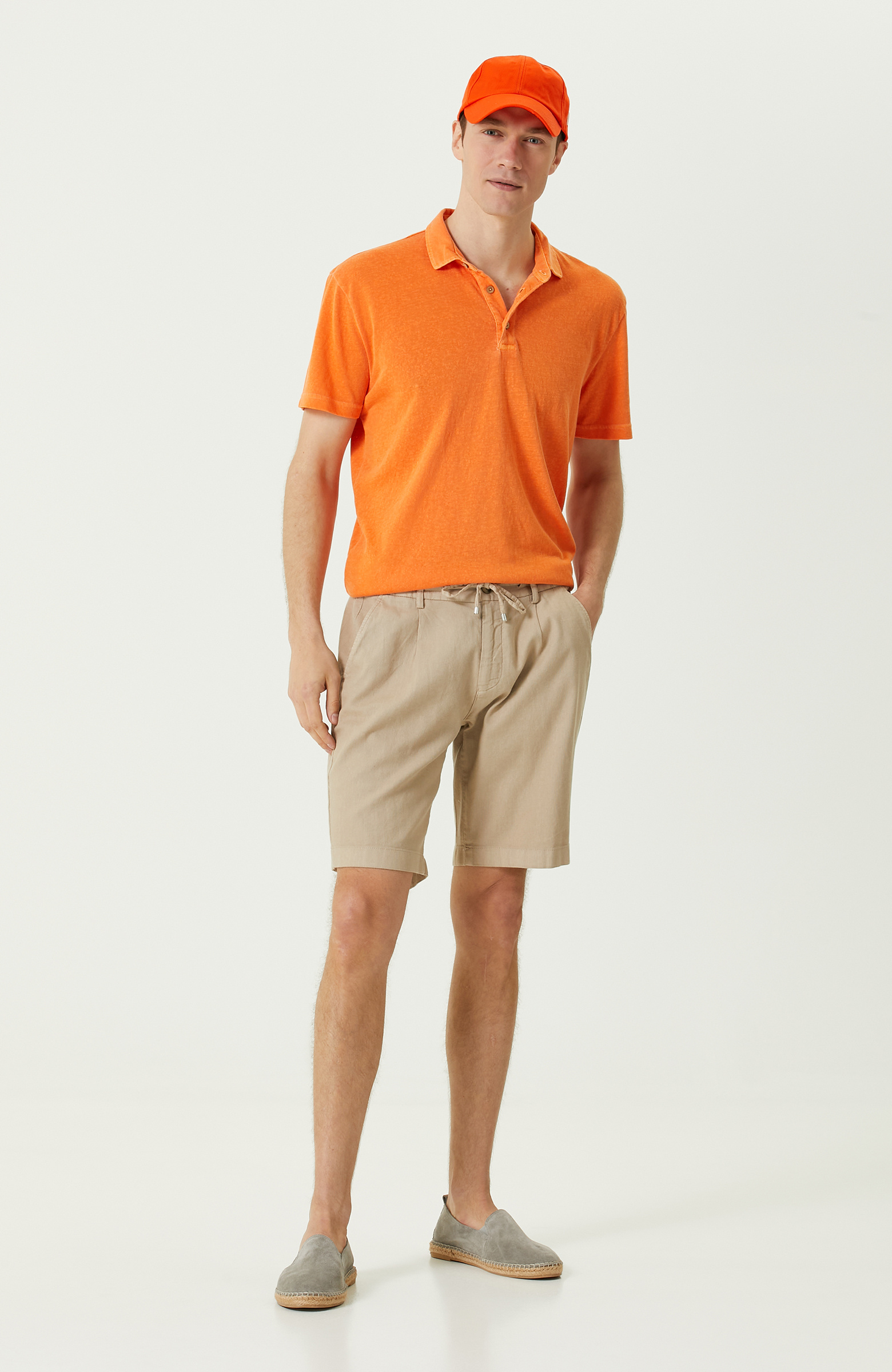 Bej Beli Kordonlu Şort Bej Beli Kordonlu Şort