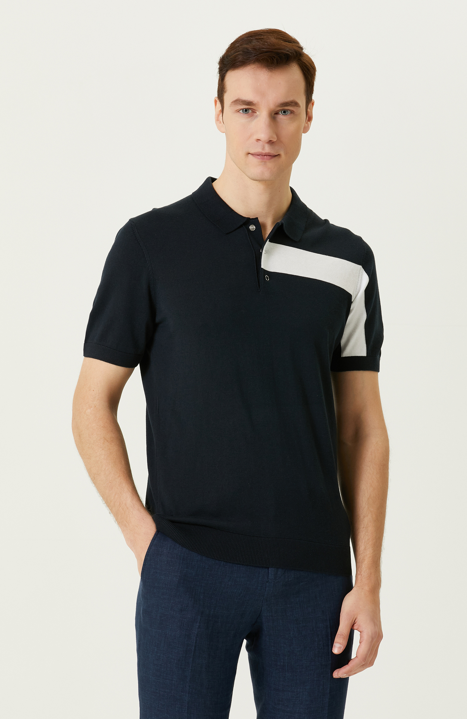 Lacivert Ekru Kısa Kol Kazak