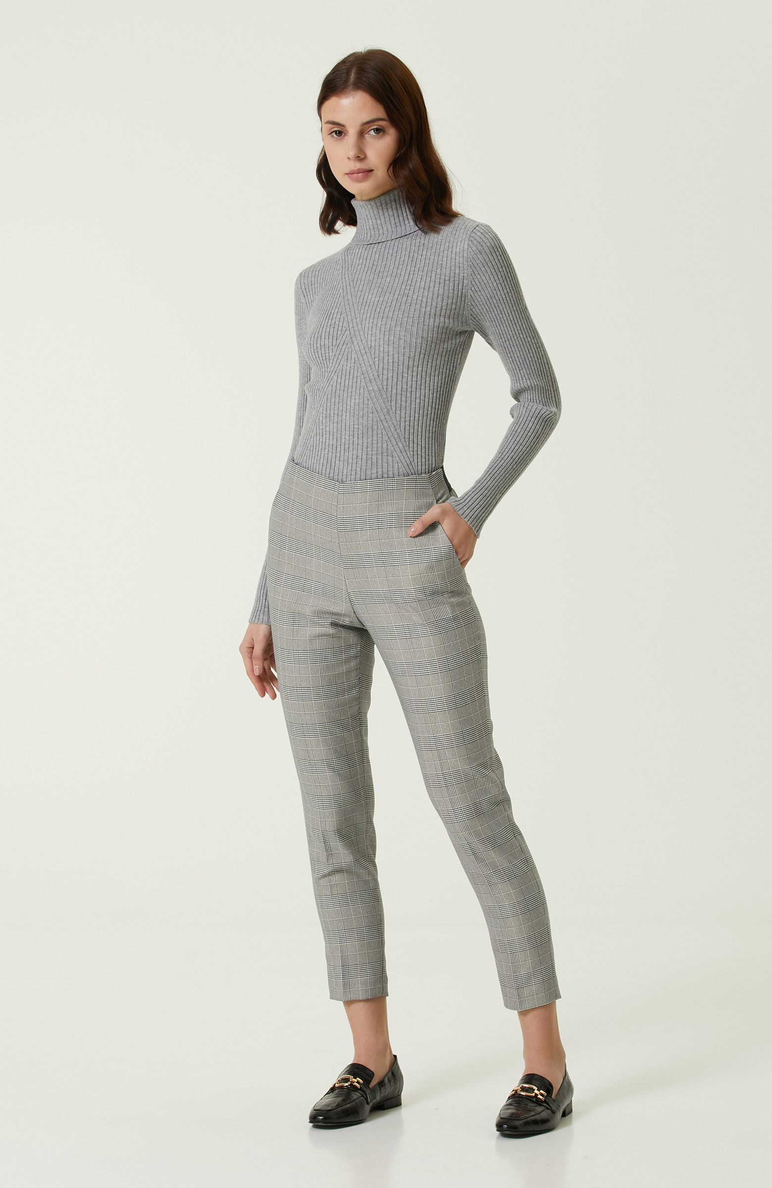 Slim Fit Siyah Ekru Pantolon