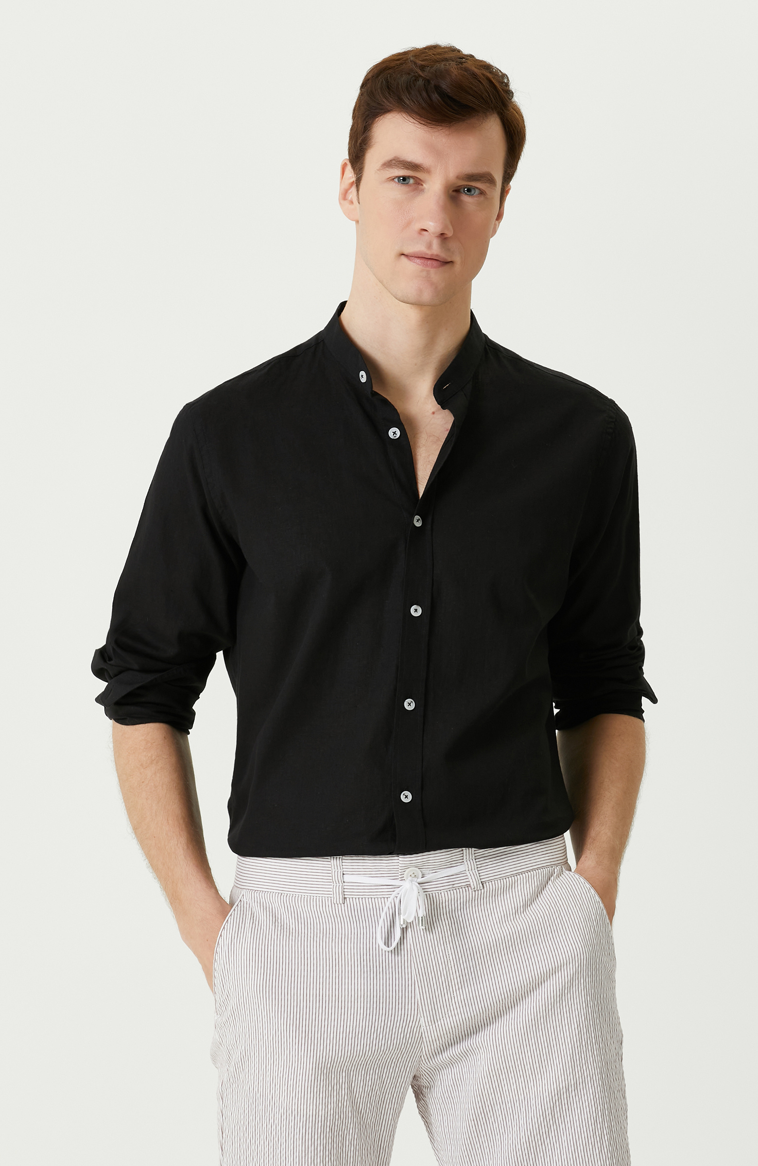 Geniş Fit Siyah Gömlek