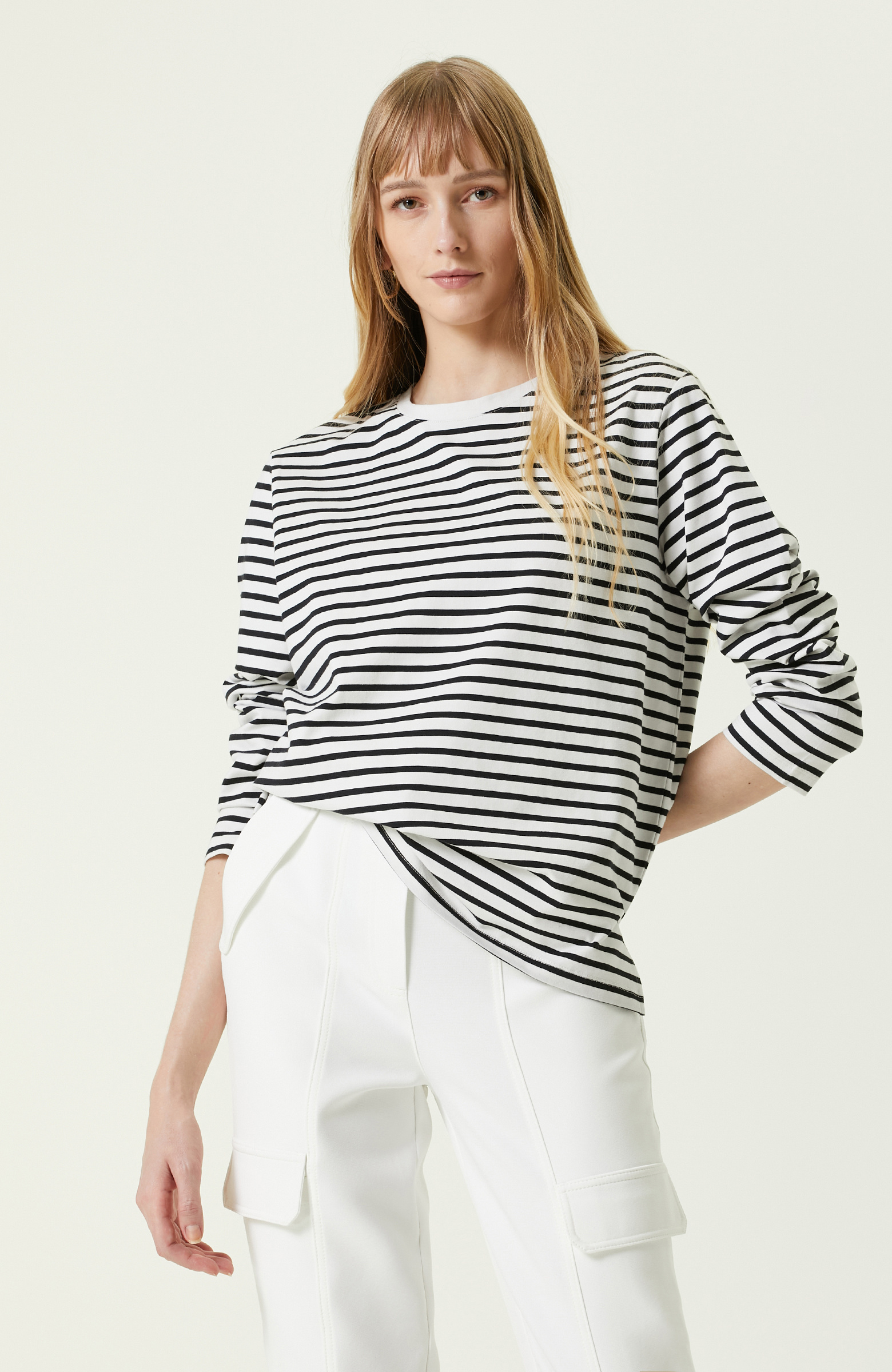 Siyah Beyaz Çizgili T-shirt