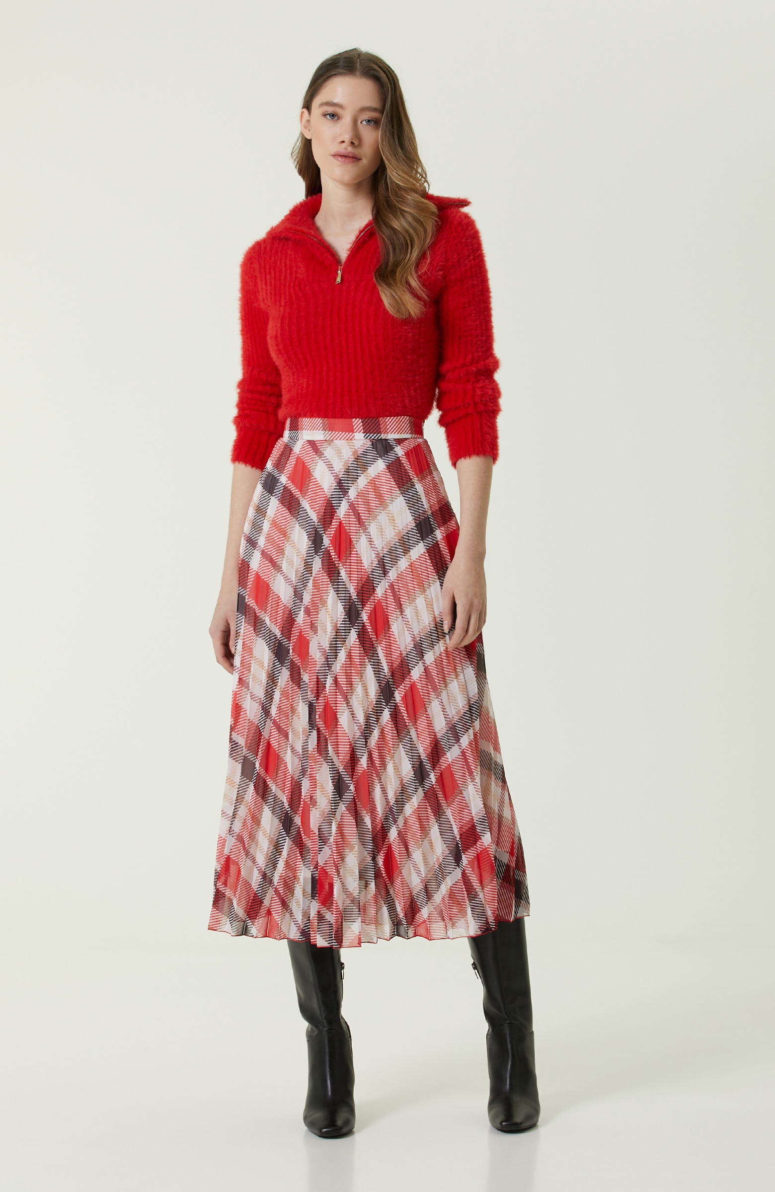 Kırmızı Ekose Desenli Midi Etek Kırmızı Ekose Desenli Midi Etek