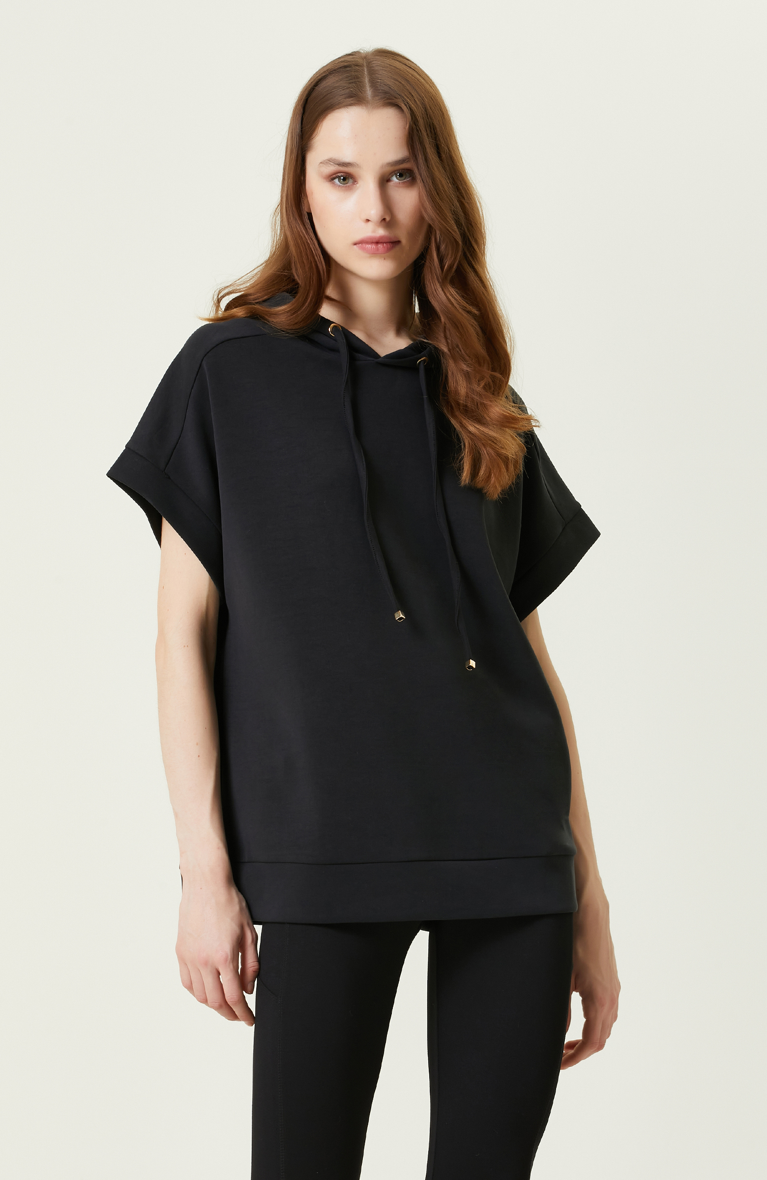 Basic Fit Siyah Sweatshirt Basic Fit Siyah Sweatshirt