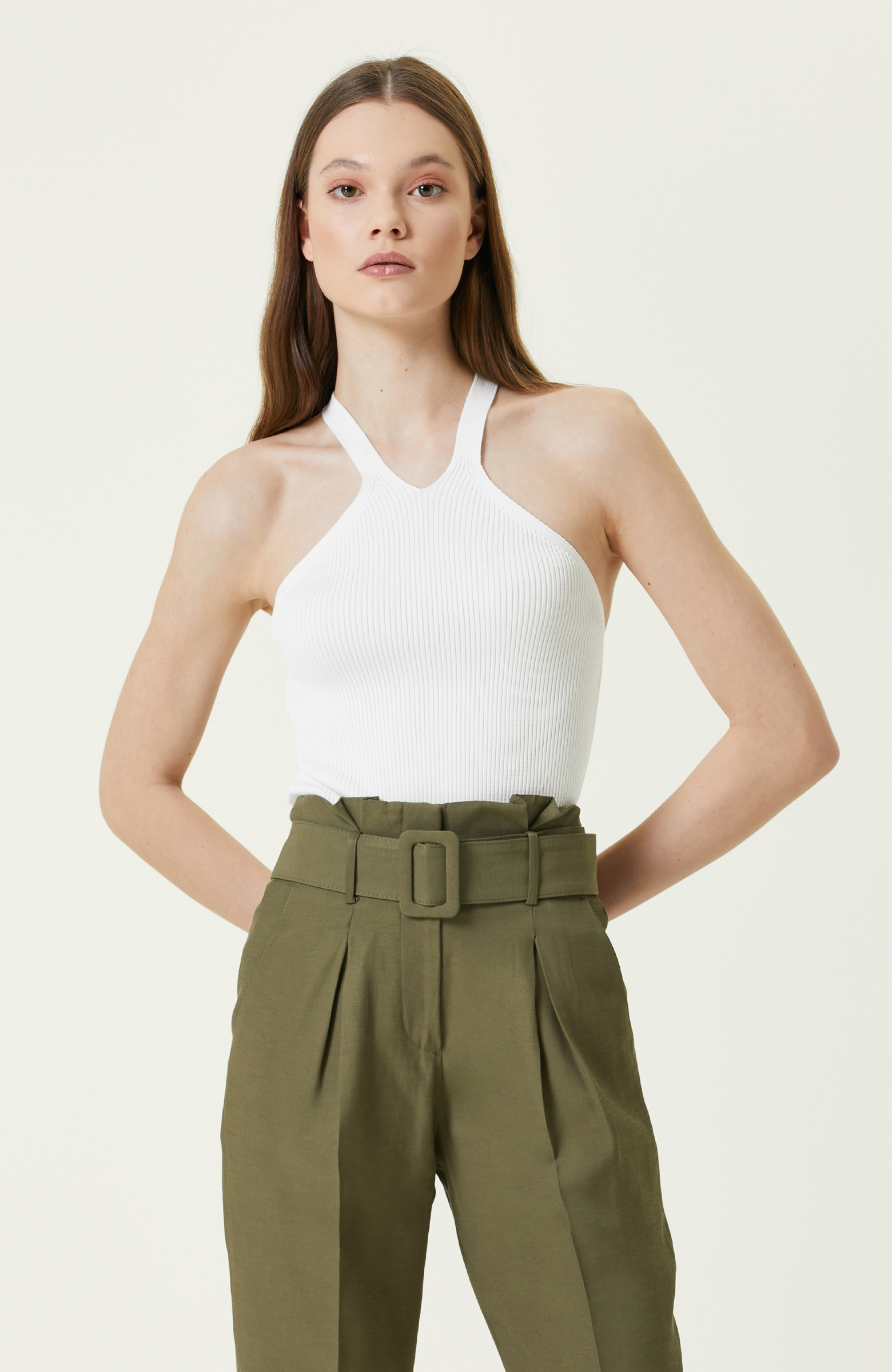 Slim Fit Ekru Kolsuz Kazak