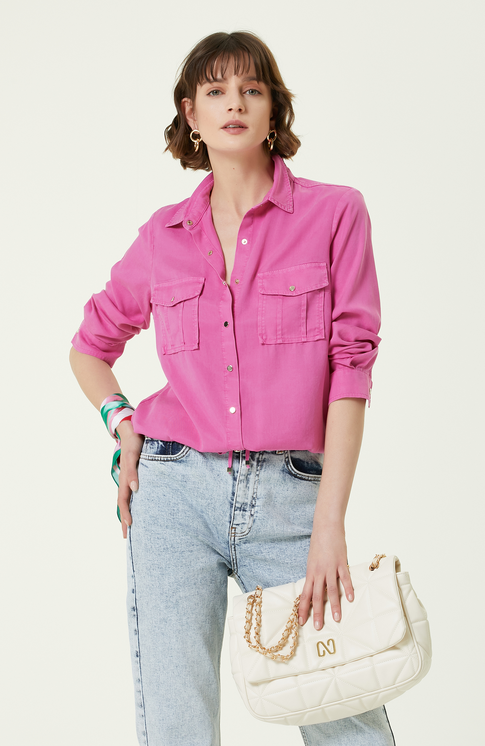 Basic Fit Fuşya Gömlek