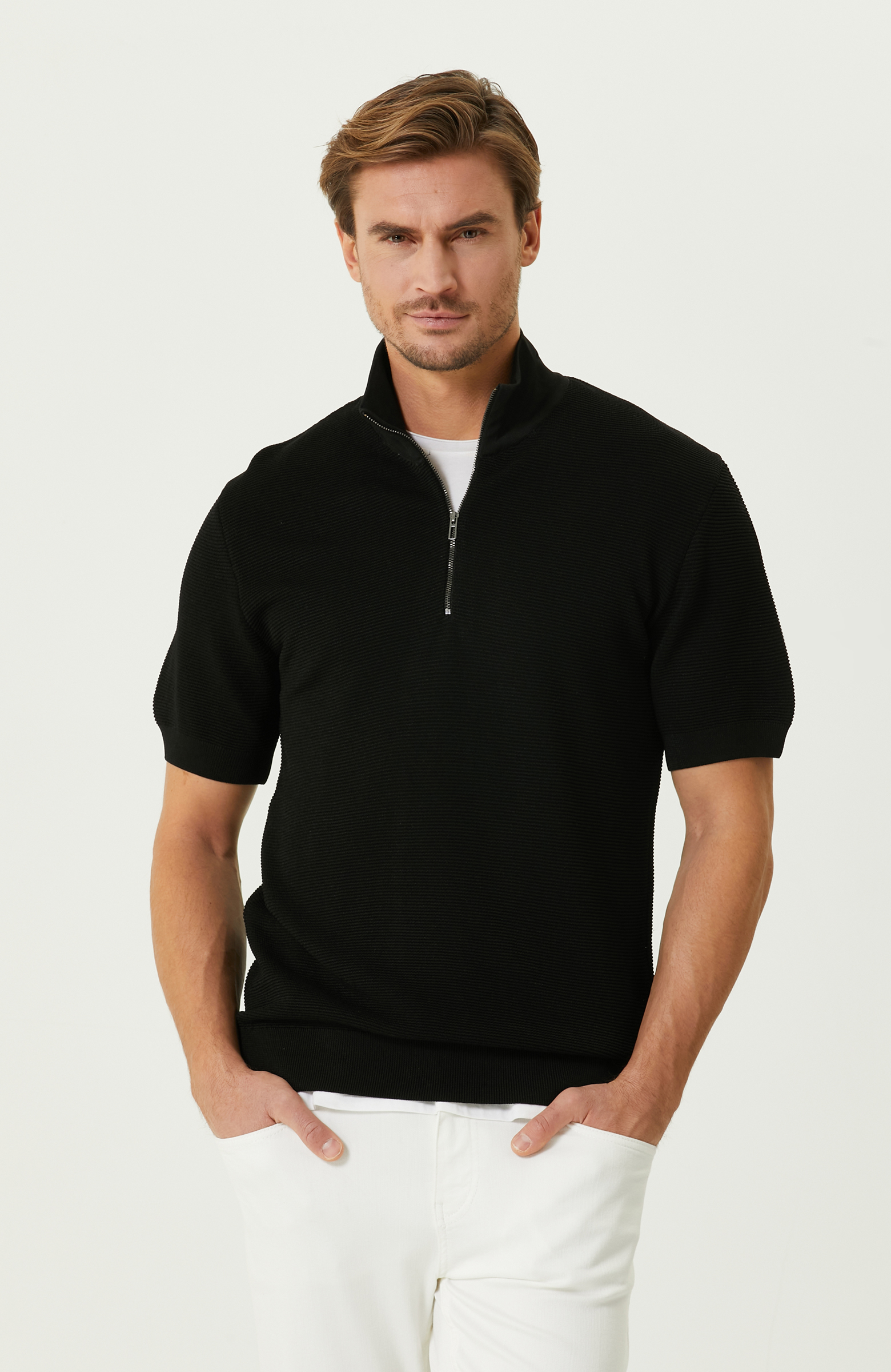 Siyah Kısa Kol Kazak