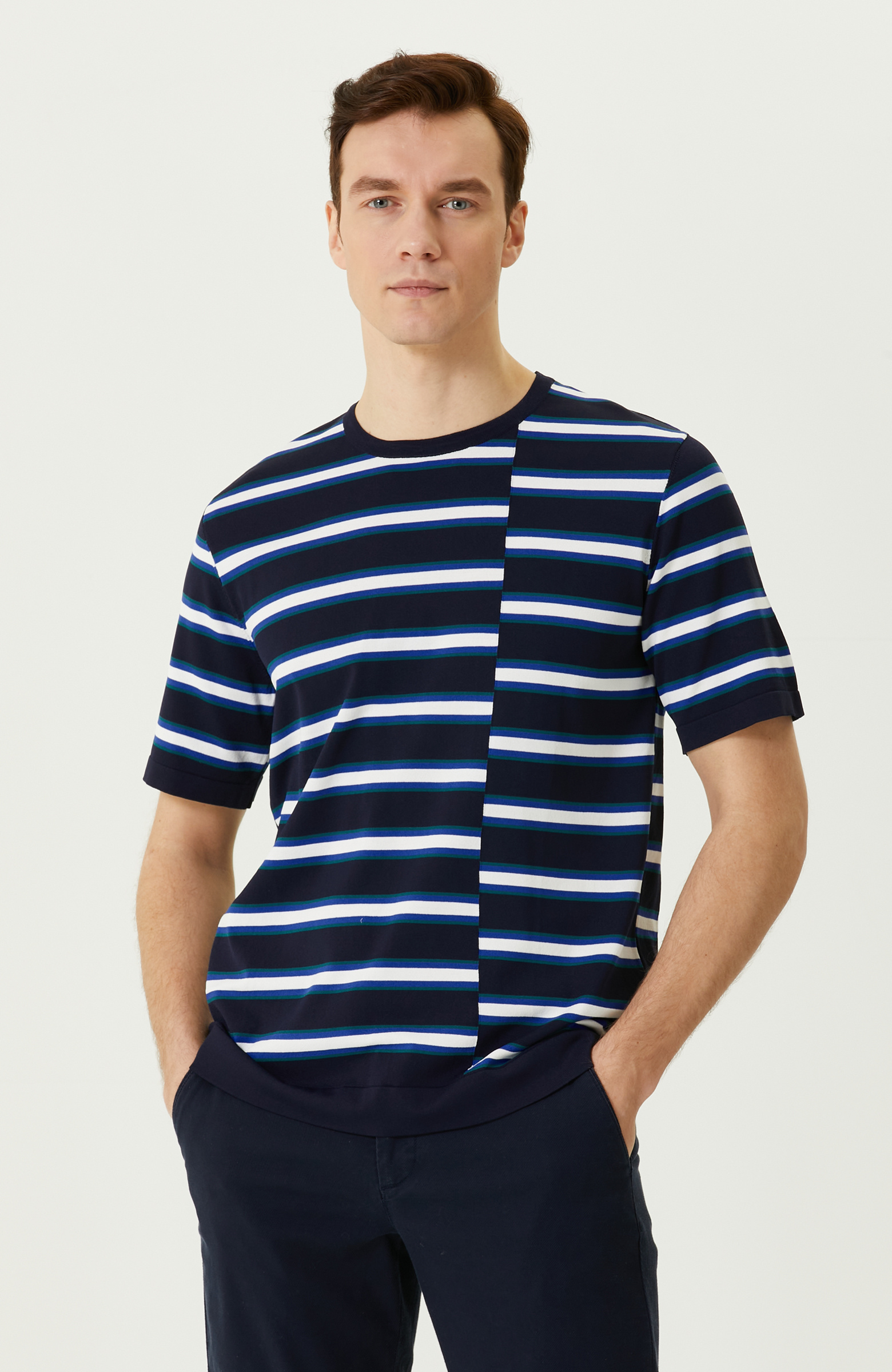 Lacivert Beyaz Kazak