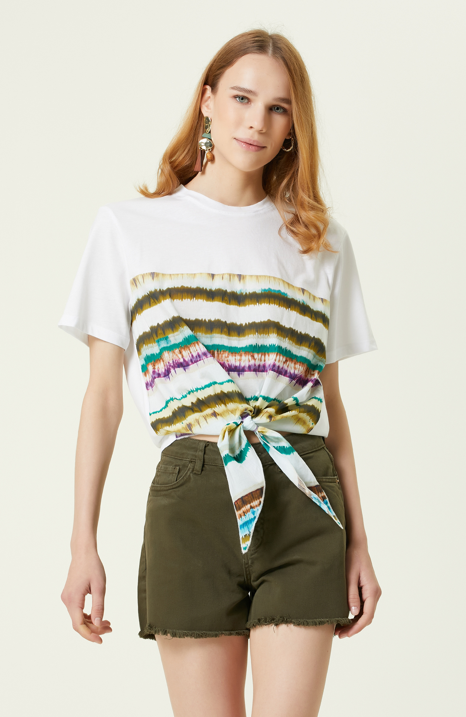 Beyaz Desenli T-shirt