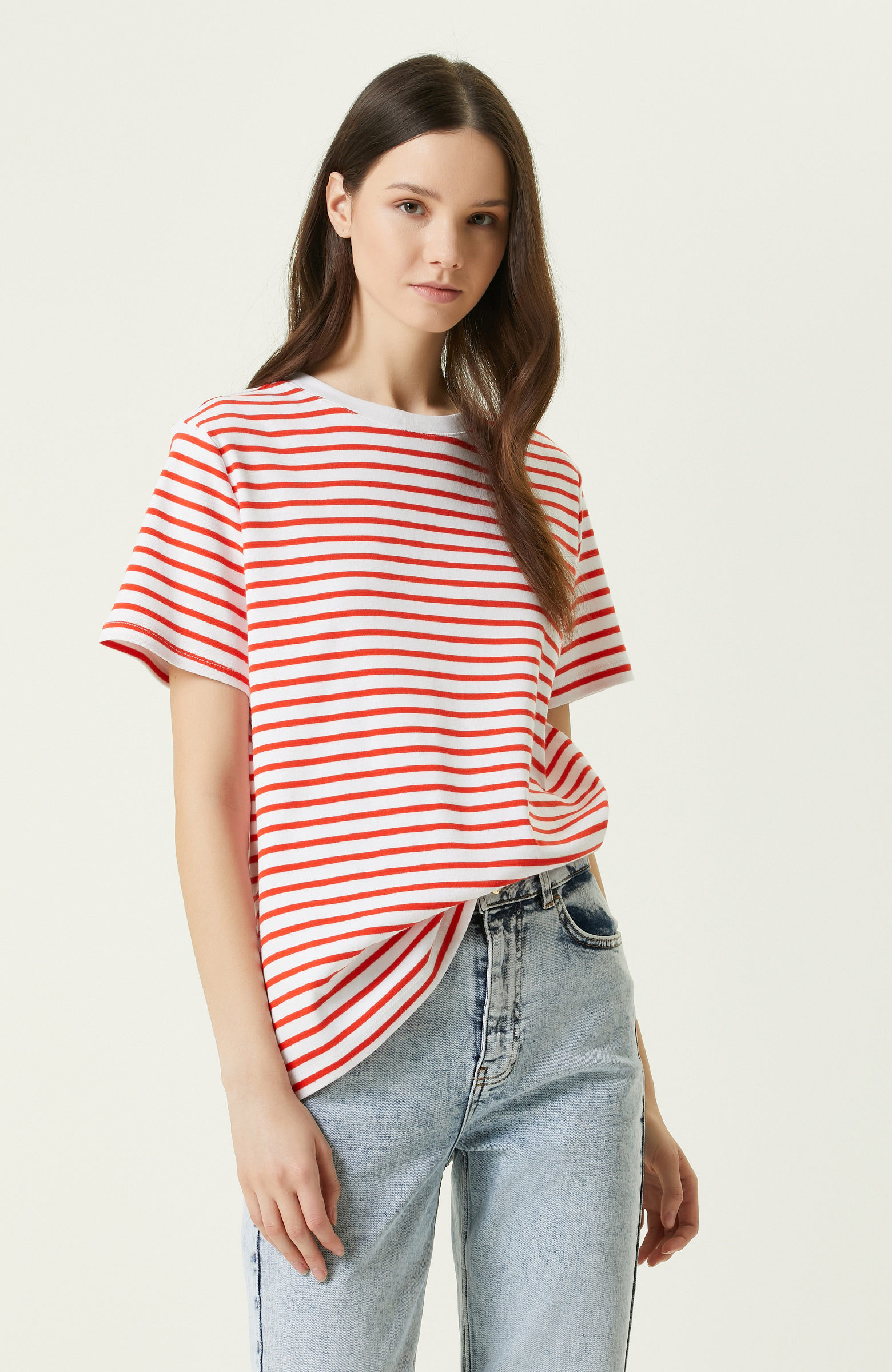 Kırmızı Beyaz T-shirt