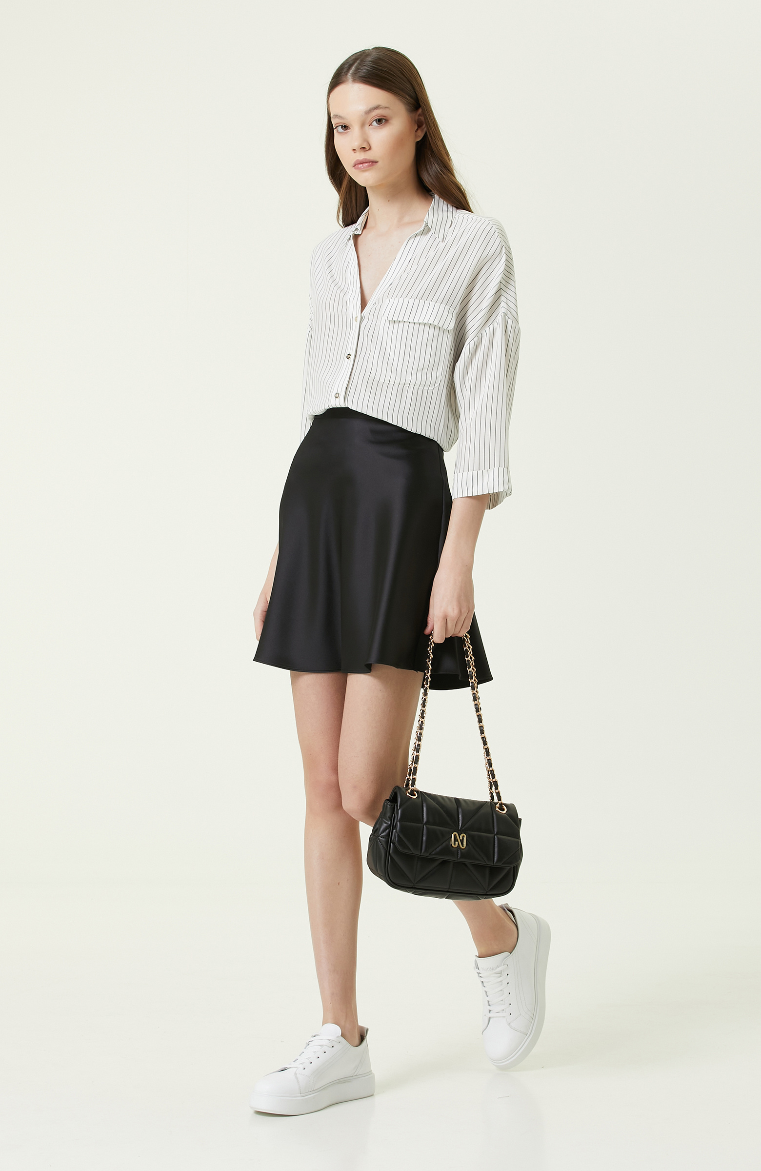 Regular Fit Siyah Mini Etek