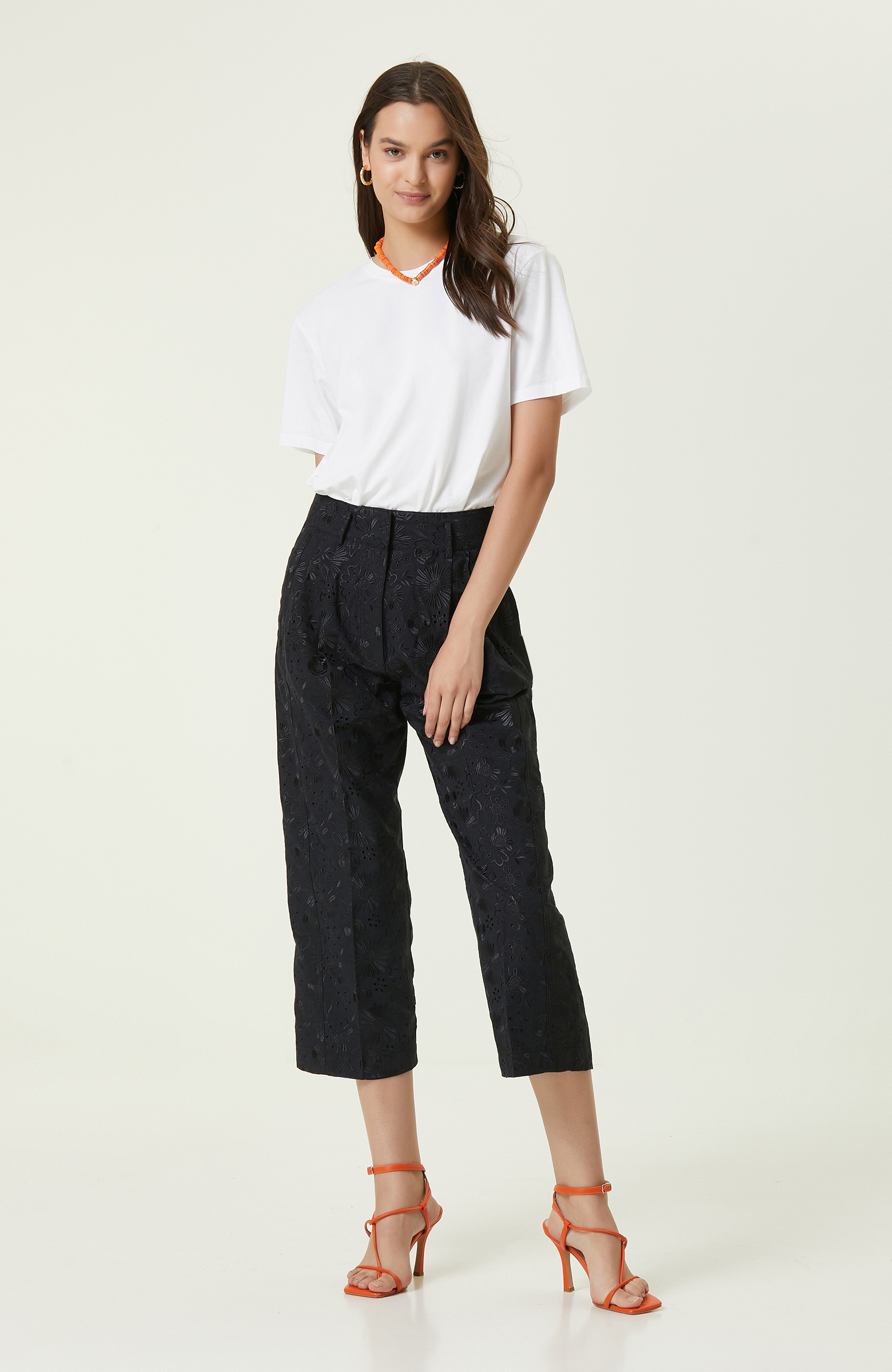 Regular Fit Siyah Pantolon