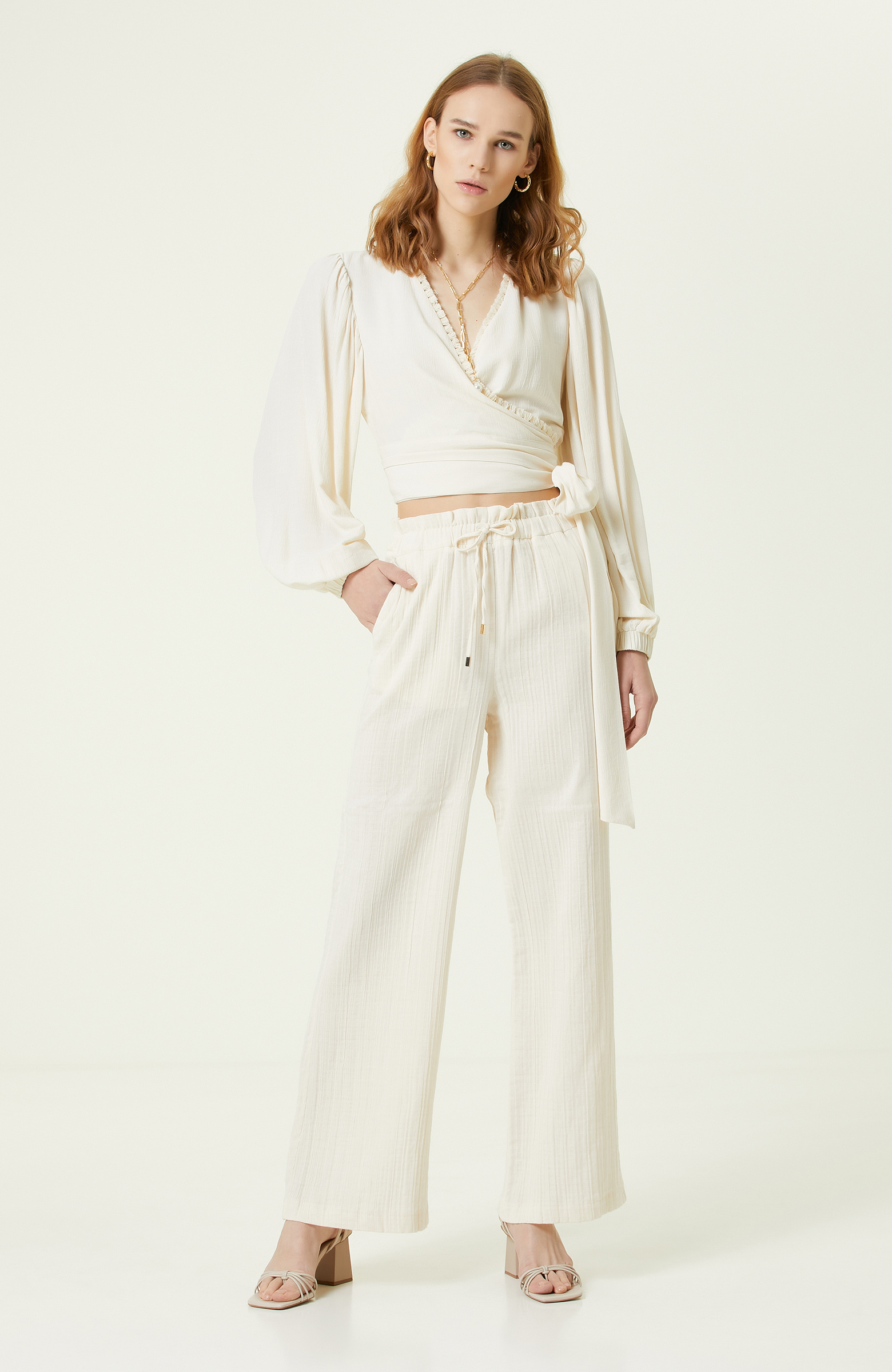 Regular Fit Ekru Pantolon