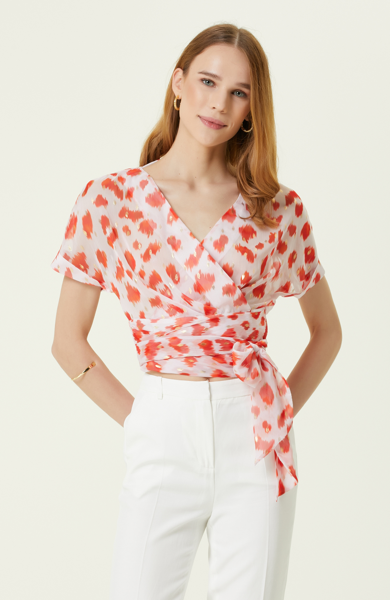 Nar Çiçeği Beyaz Bluz