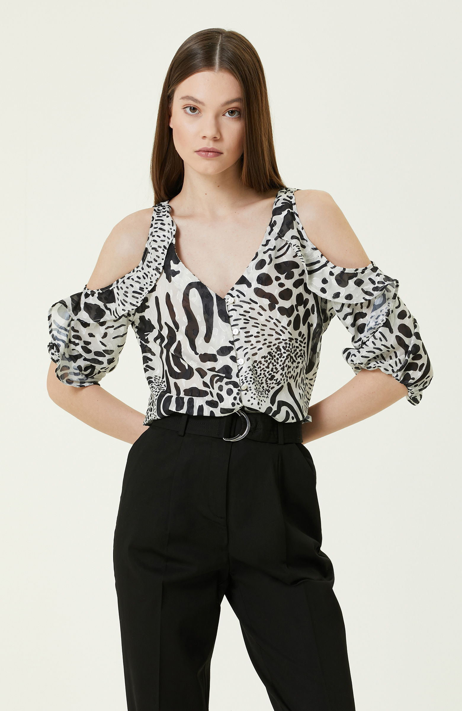 Slim Fit Siyah Beyaz Bluz