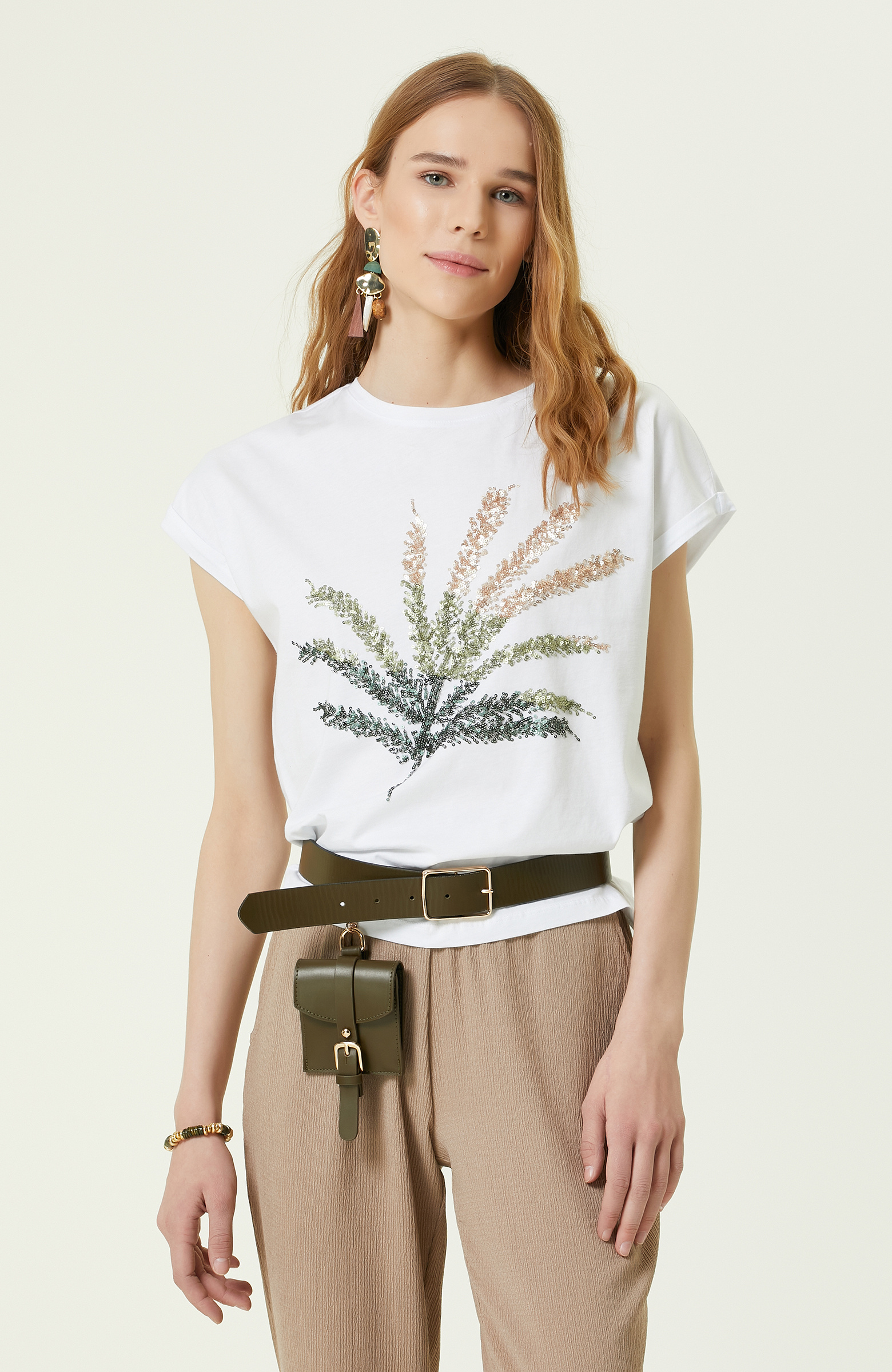 Beyaz Payetli T-shirt