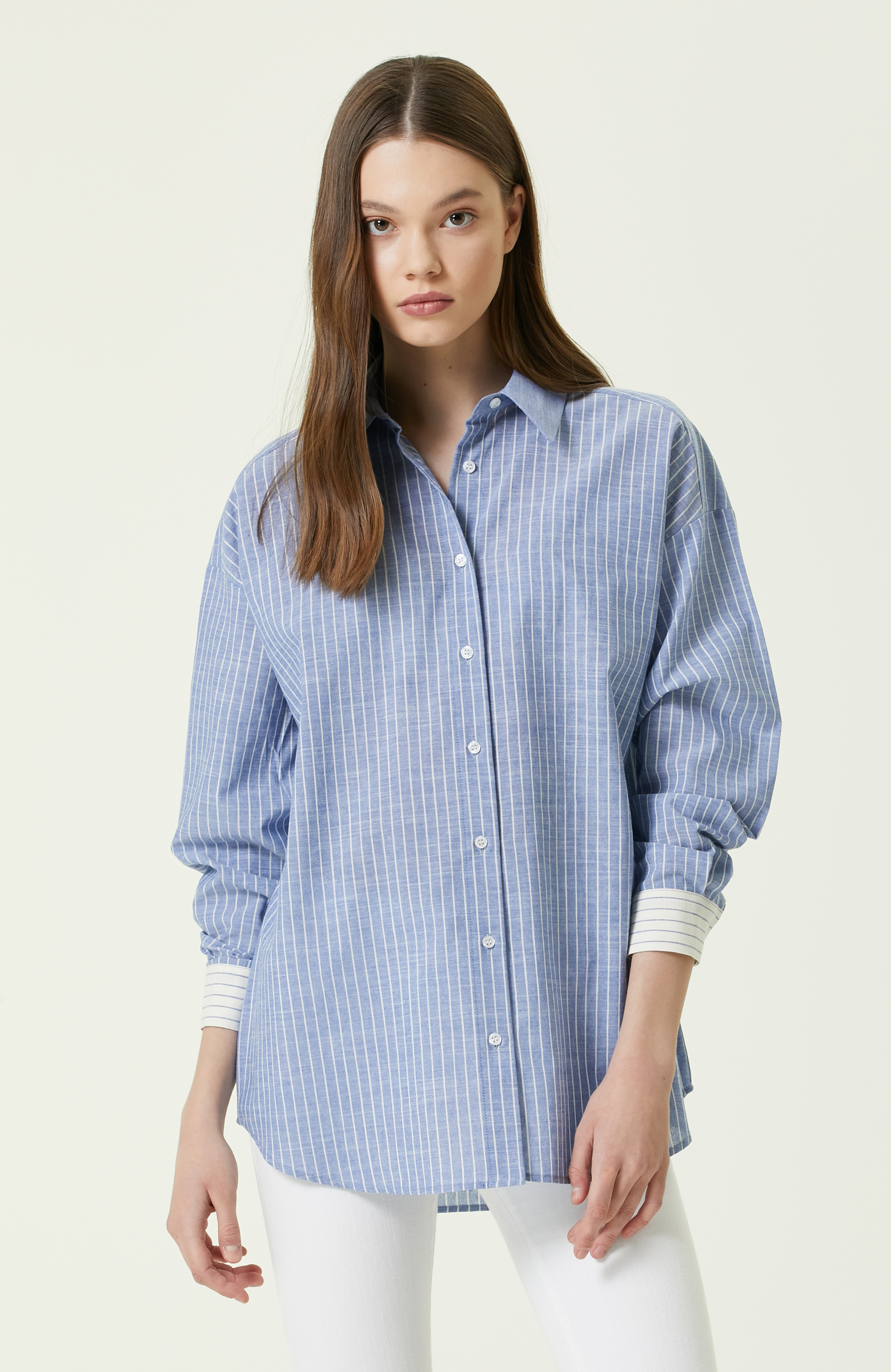 Geniş Fit Mavi Gömlek