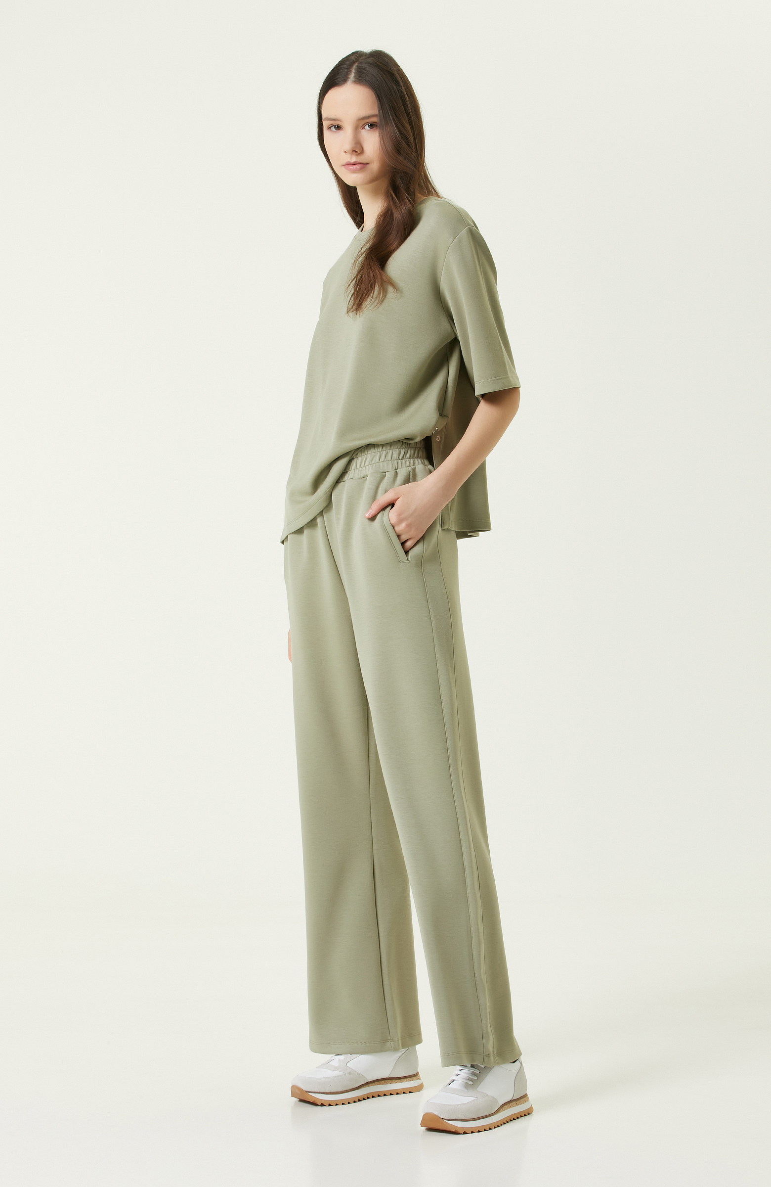 Basic Fit Açık Yeşil Eşofman Altı Basic Fit Açık Yeşil Eşofman Altı