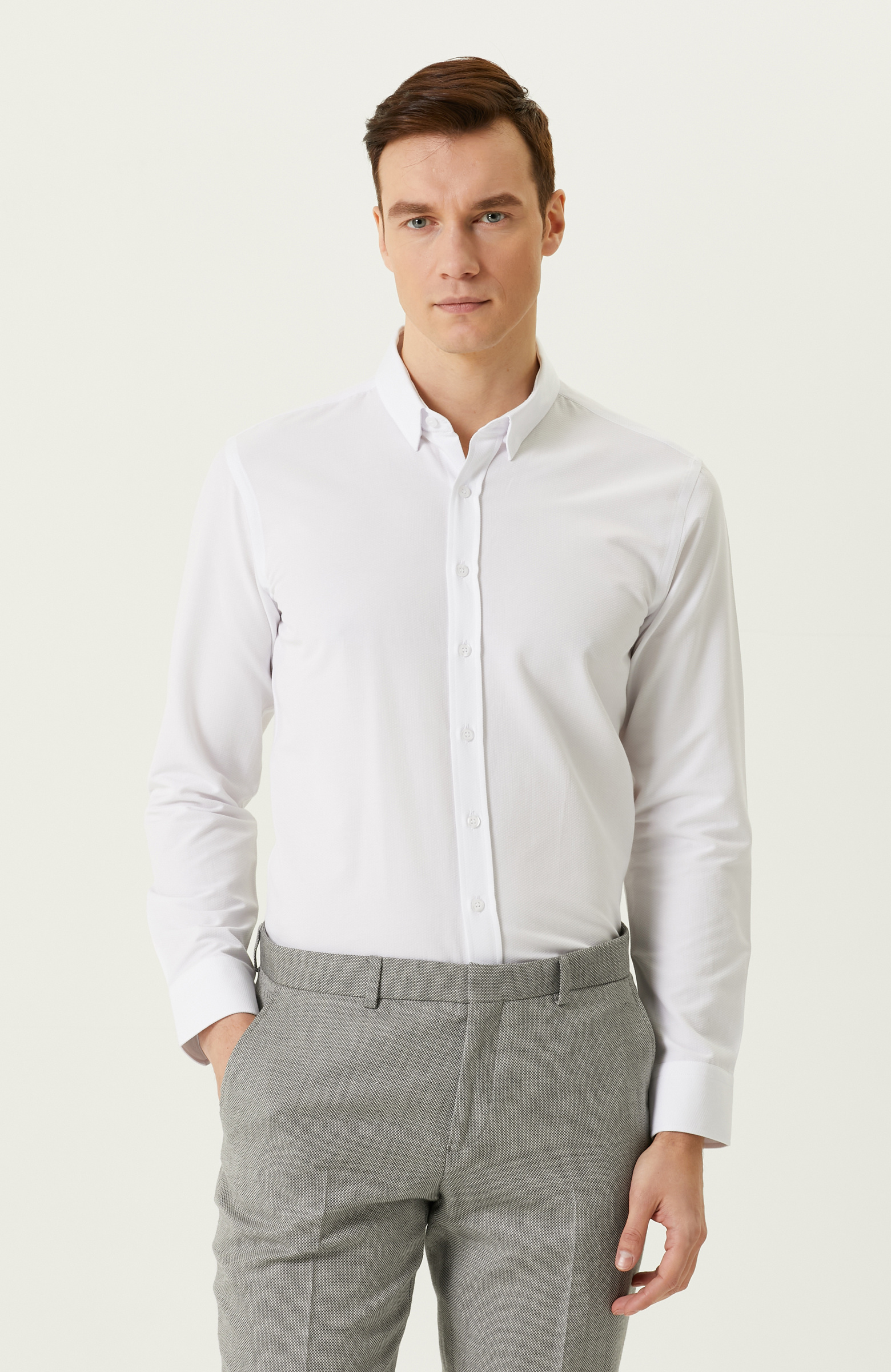 Slim Fit Beyaz Gömlek