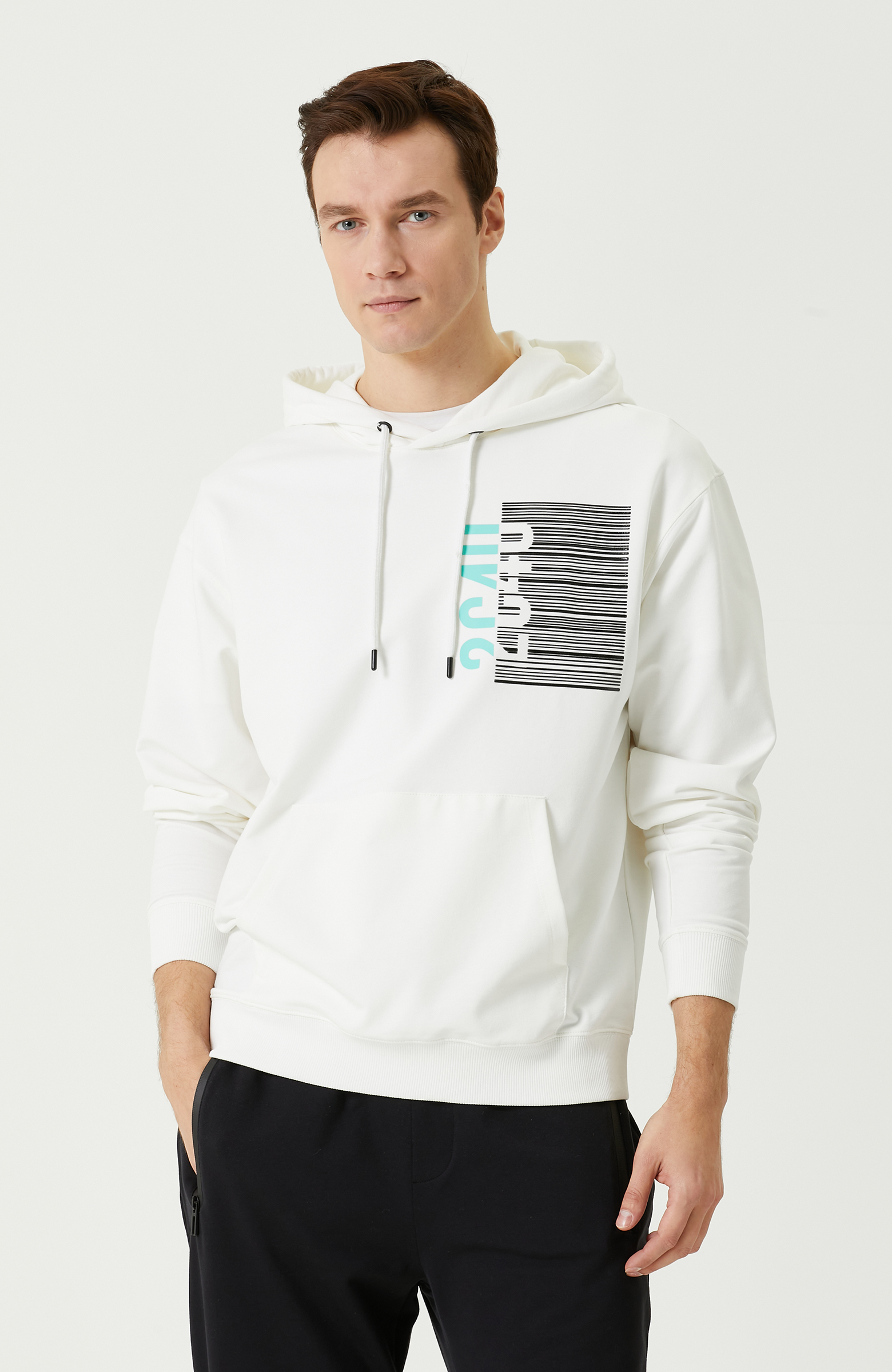 Comfort Fit Ekru Kapüşonlu Sweatshirt Comfort Fit Ekru Kapüşonlu Sweatshirt