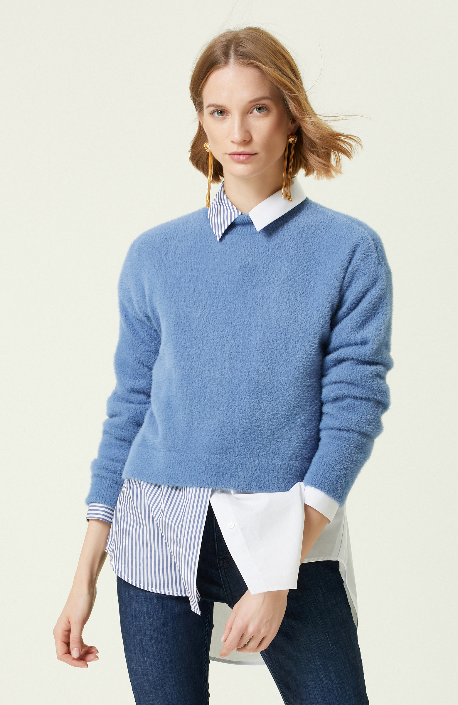 Basic Fit Mavi Dik Yaka Uzun Kol Triko Basic Fit Mavi Dik Yaka Uzun Kol Triko