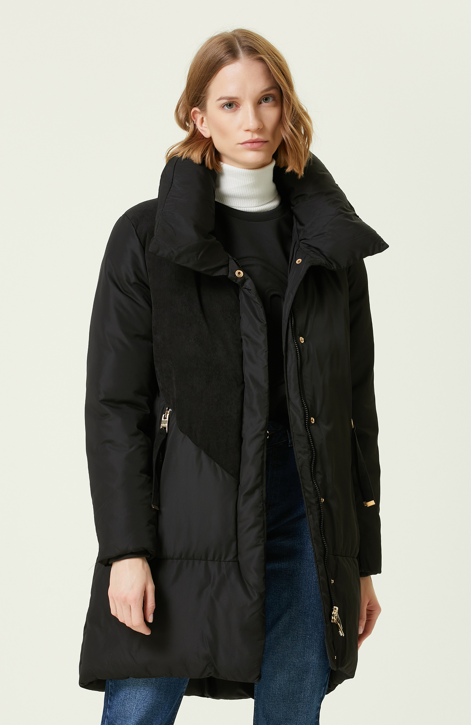 Basic Fit Siyah Kaban