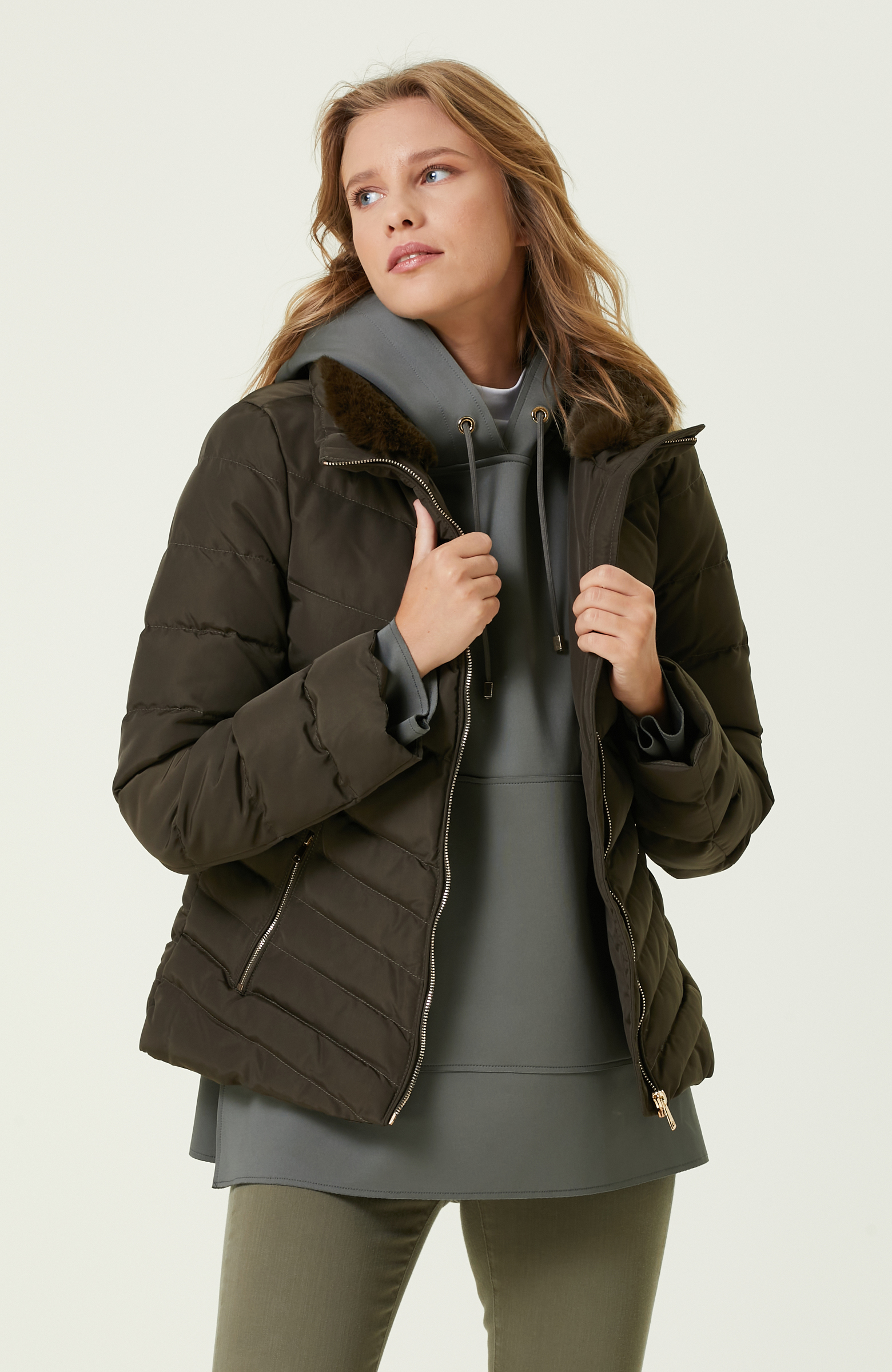 Basic Fit Haki Mont Basic Fit Haki Mont