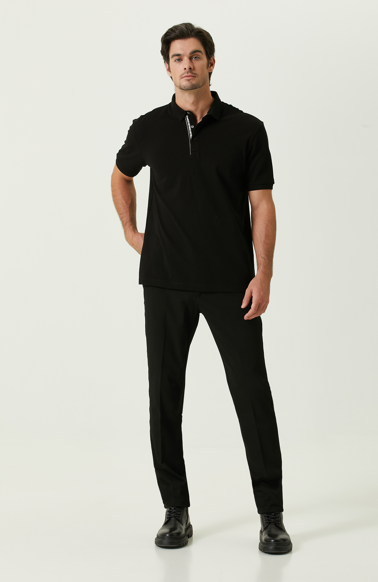 Slim Fit Siyah Pantolon