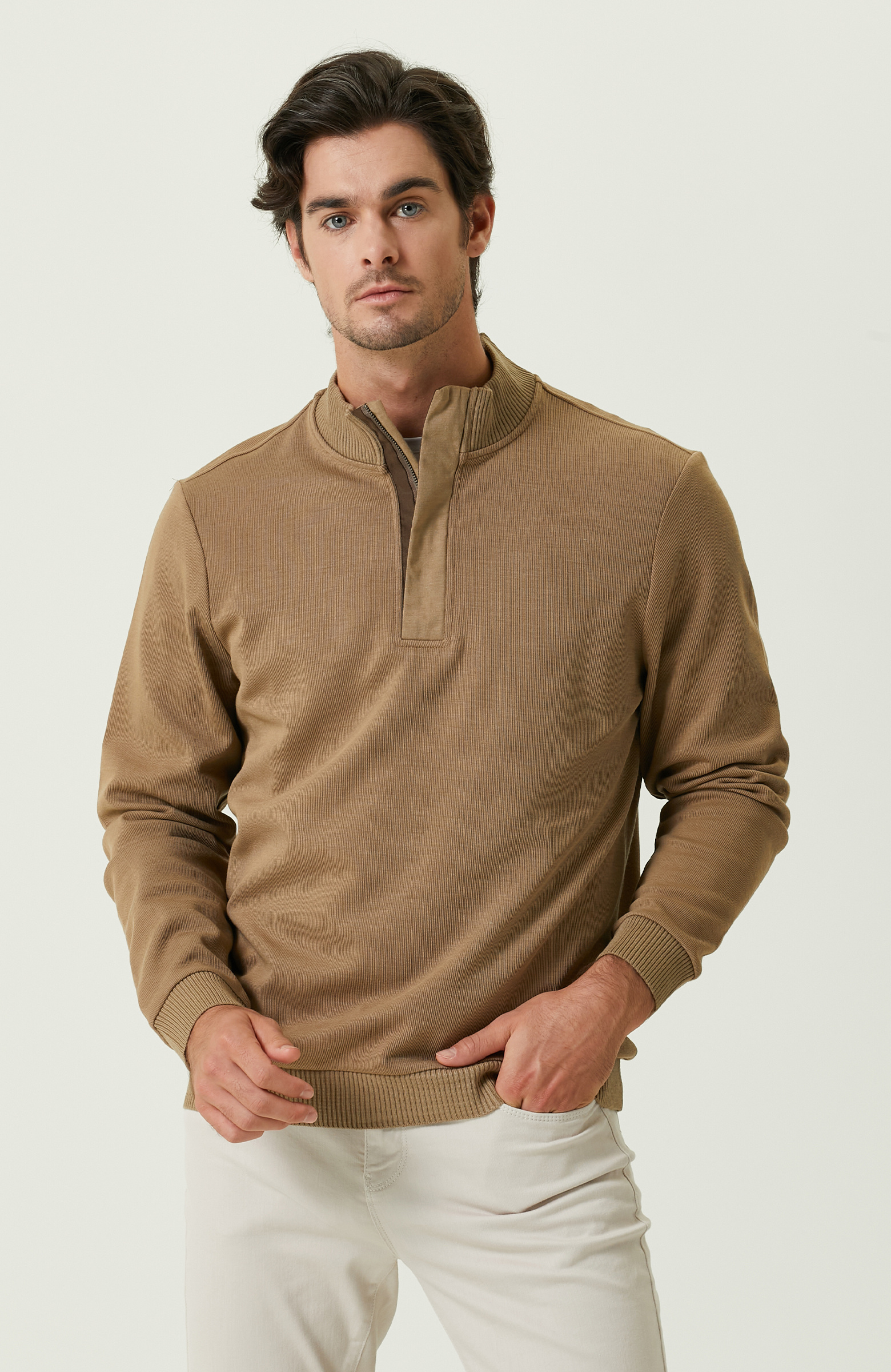 Camel Sweatshirt