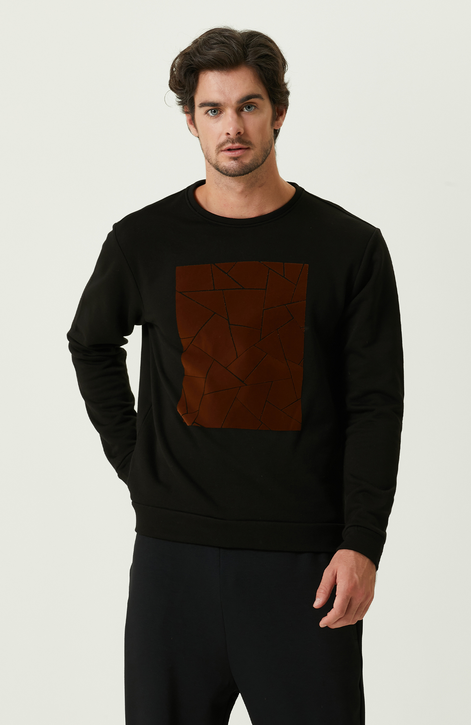 Slim Fit Siyah Baskılı Sweatshirt