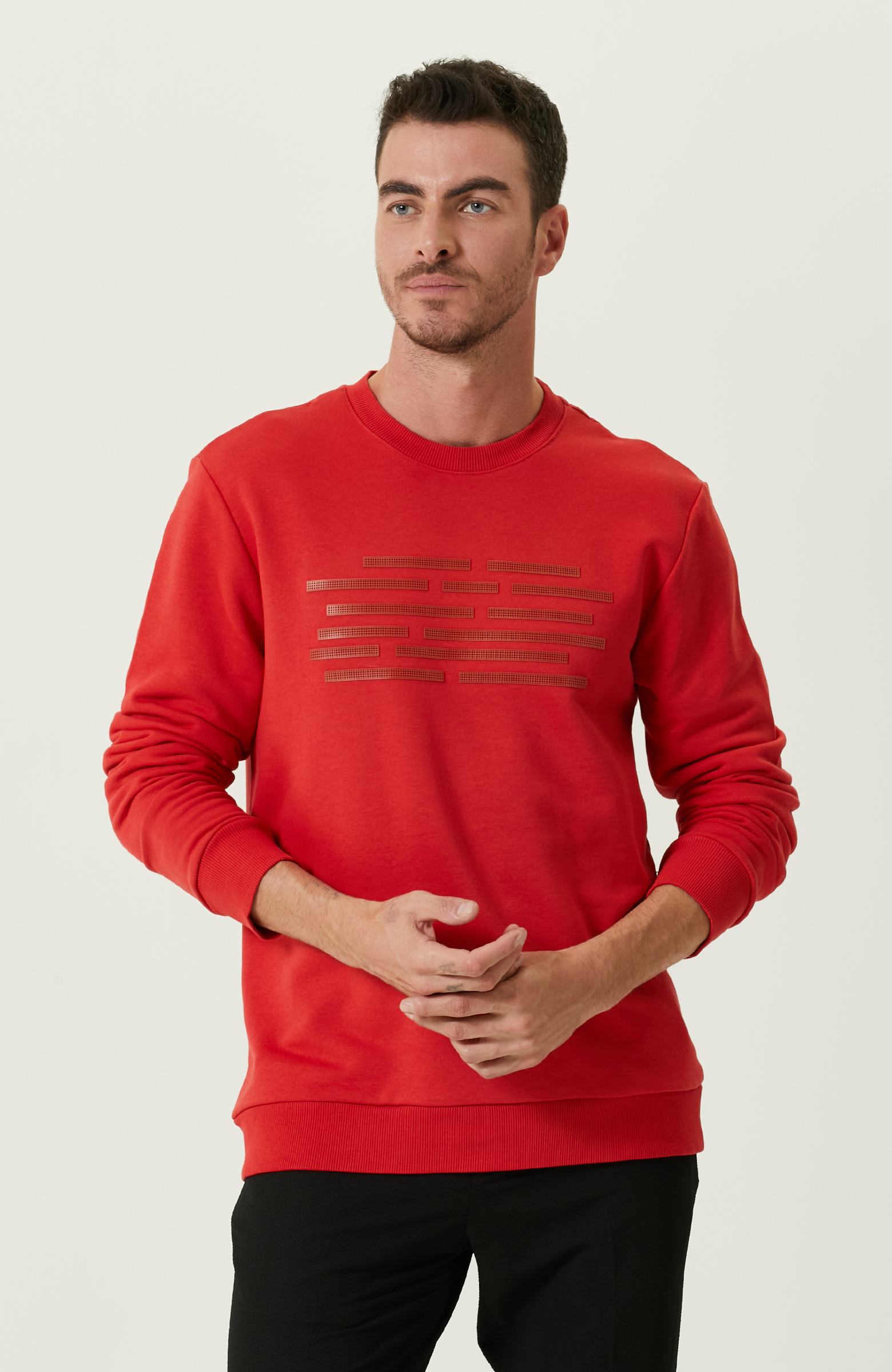 Kırmızı Enjeksiyon Baskılı Sweatshirt Kırmızı Enjeksiyon Baskılı Sweatshirt