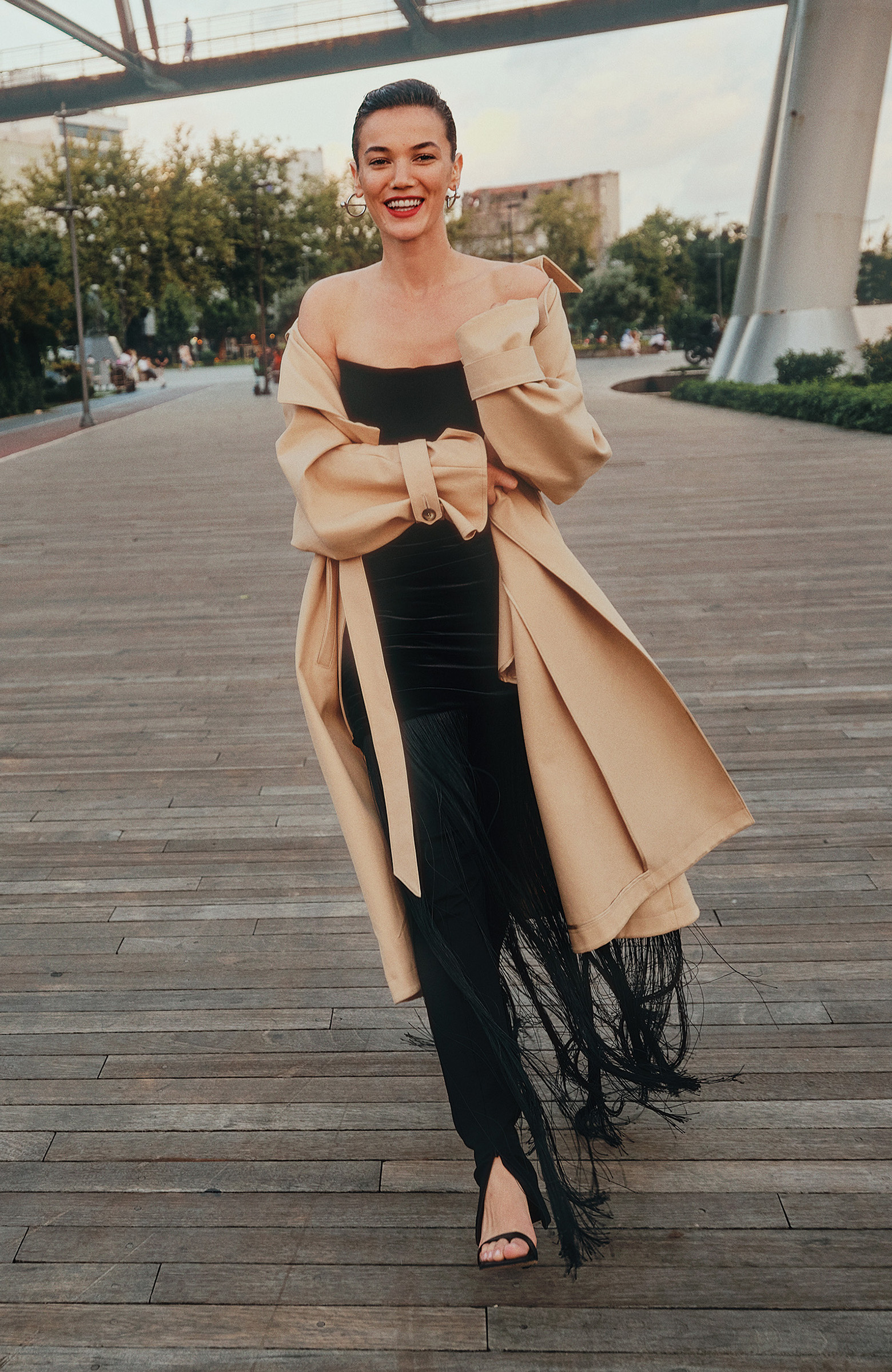 Slim Fit Siyah Pantolon