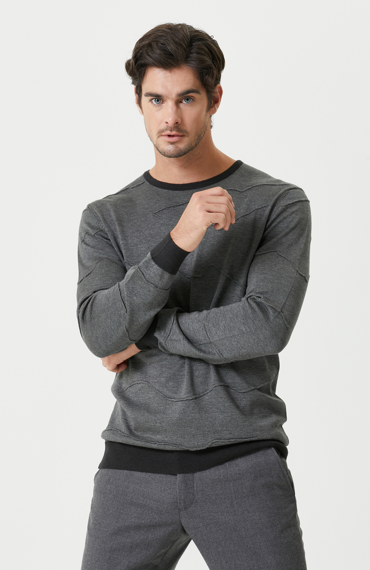 Gri Jakarlı Yün Kazak