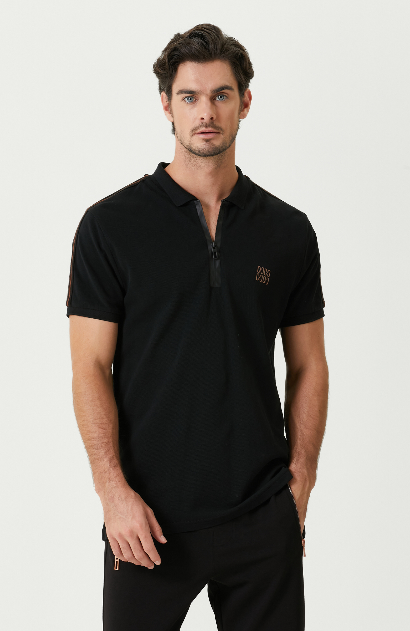 Slim Fit Siyah T-shirt