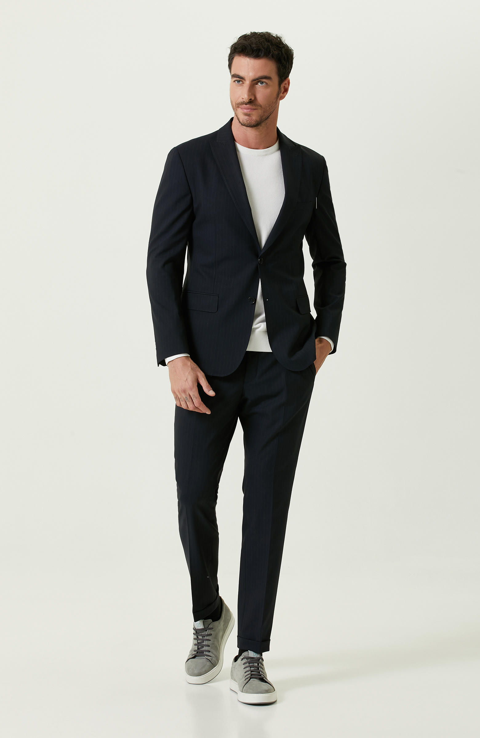 Lacivert Çizgili Takım Elbise