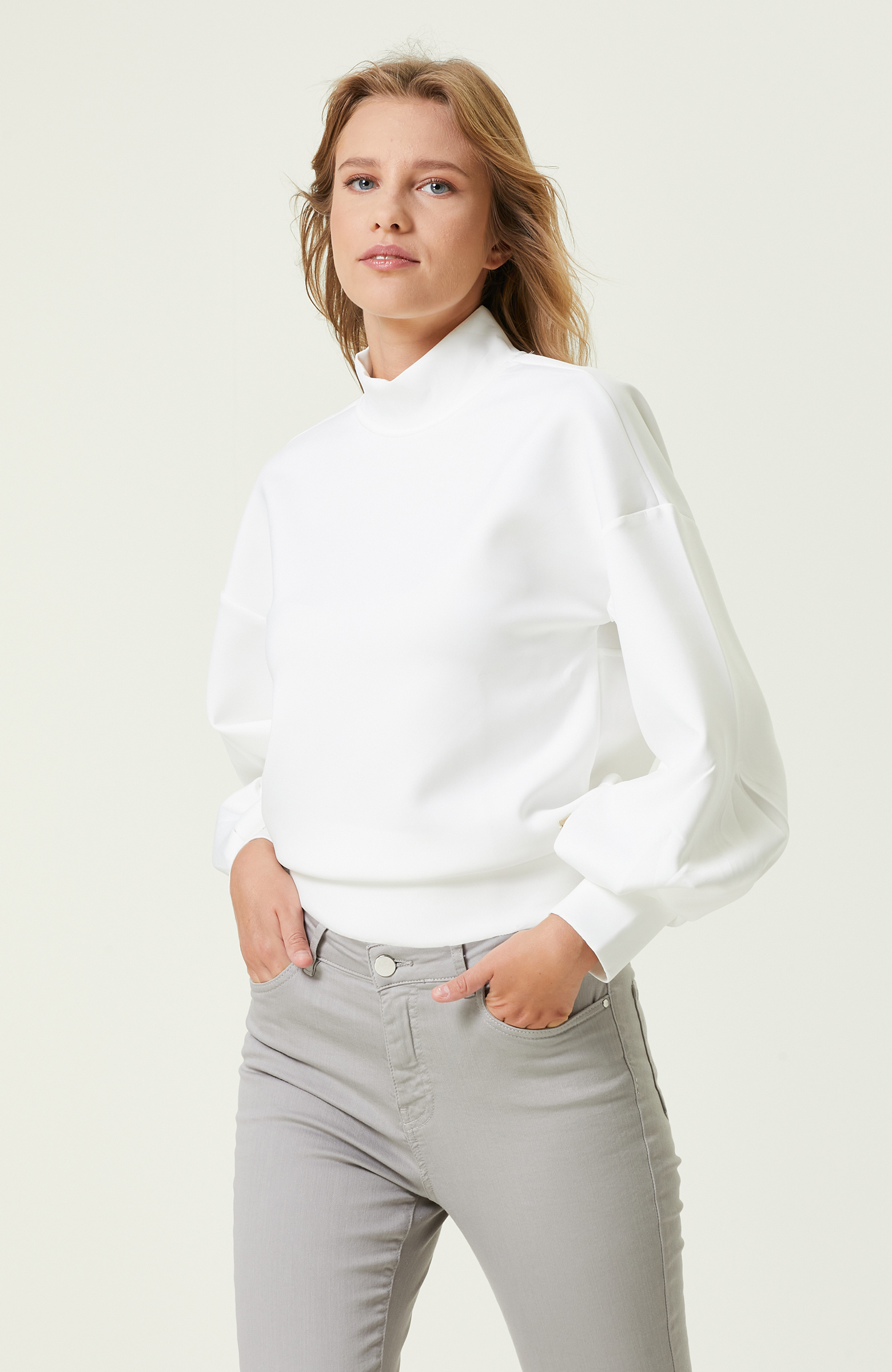 Ekru Örme Sweatshirt