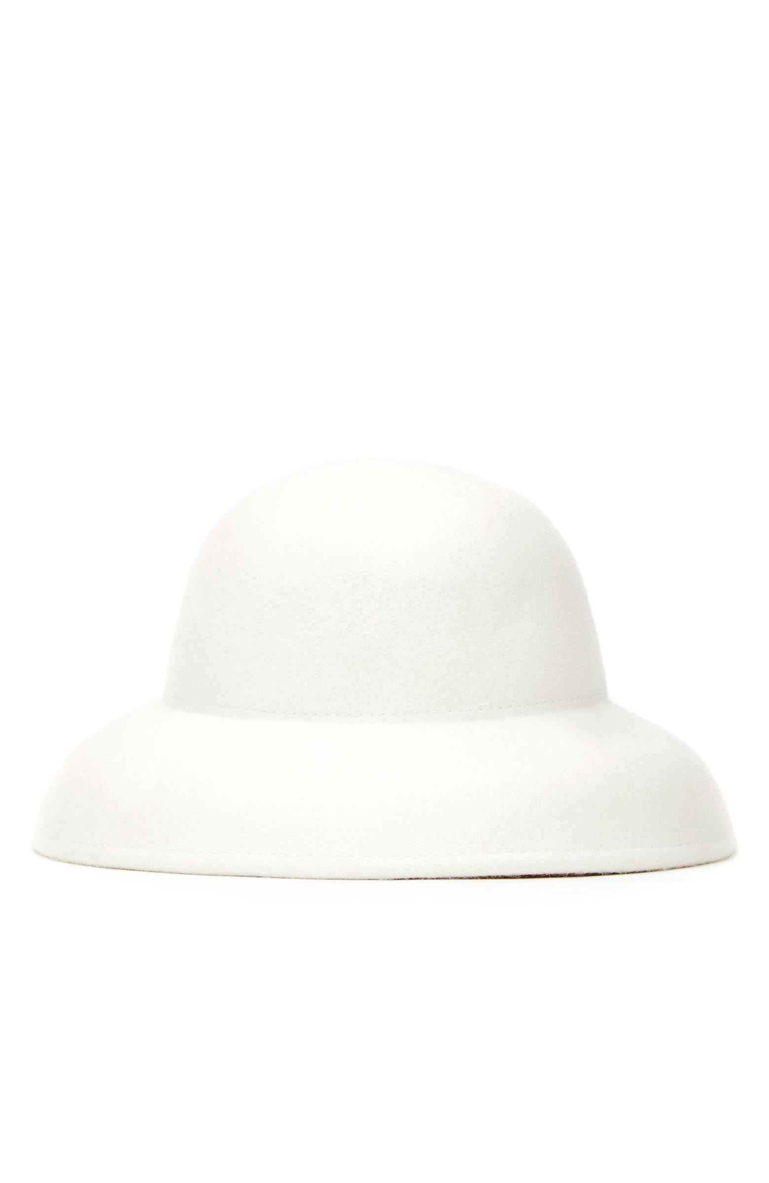 Beyaz Kadın Yün Şapka