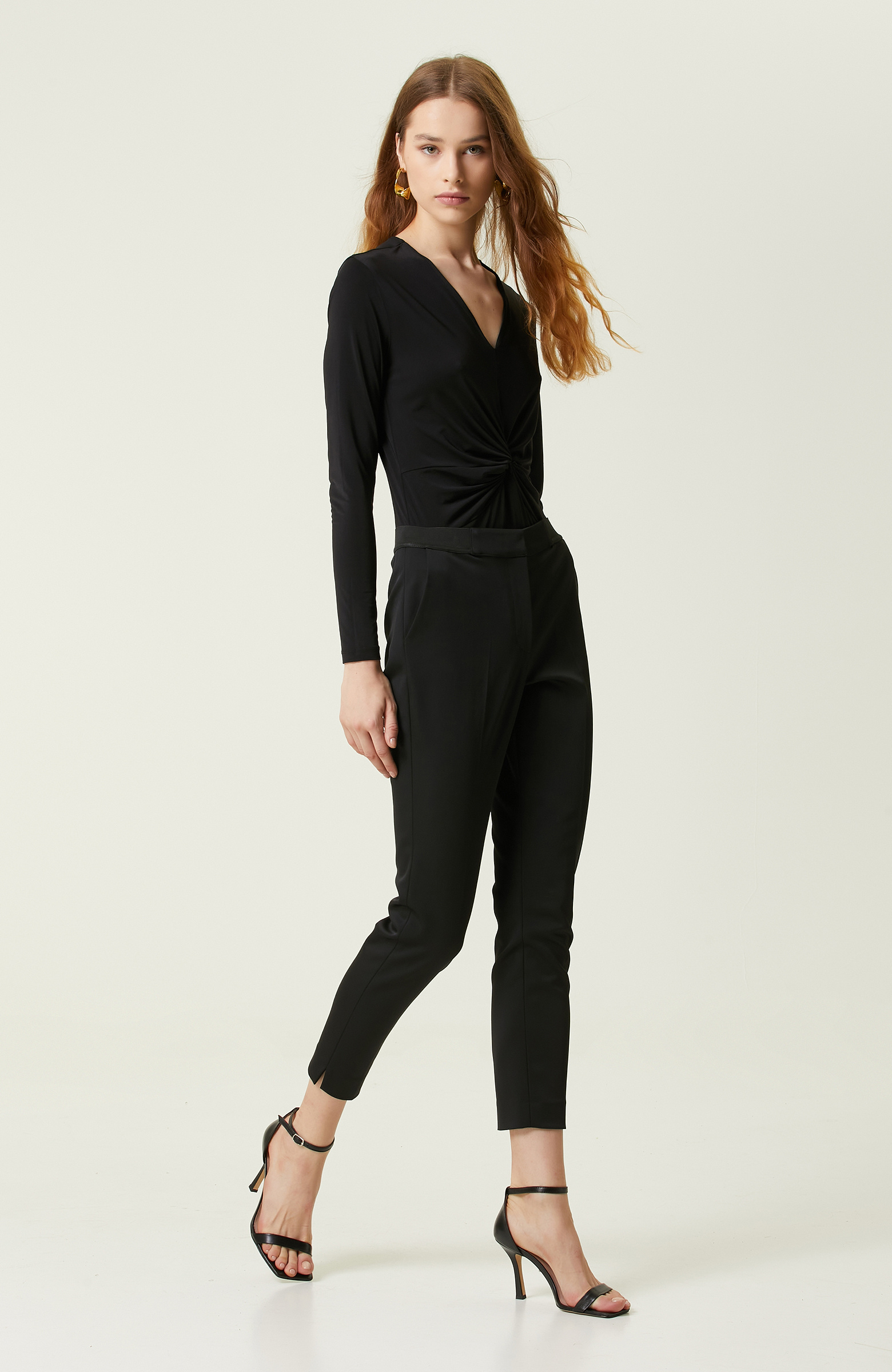 Slim Fit Siyah Pantolon