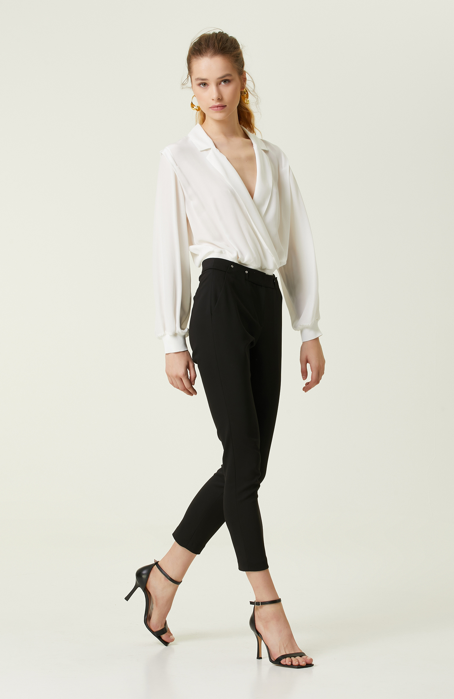 Slim Fit Siyah Pantolon