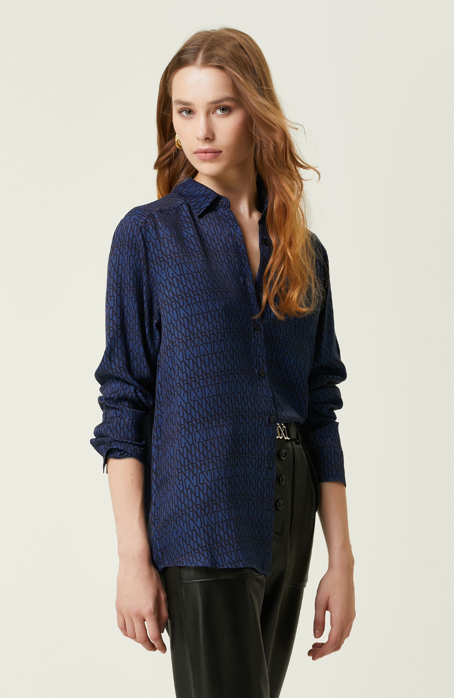 Regular Fit Lacivert Desenli Gömlek