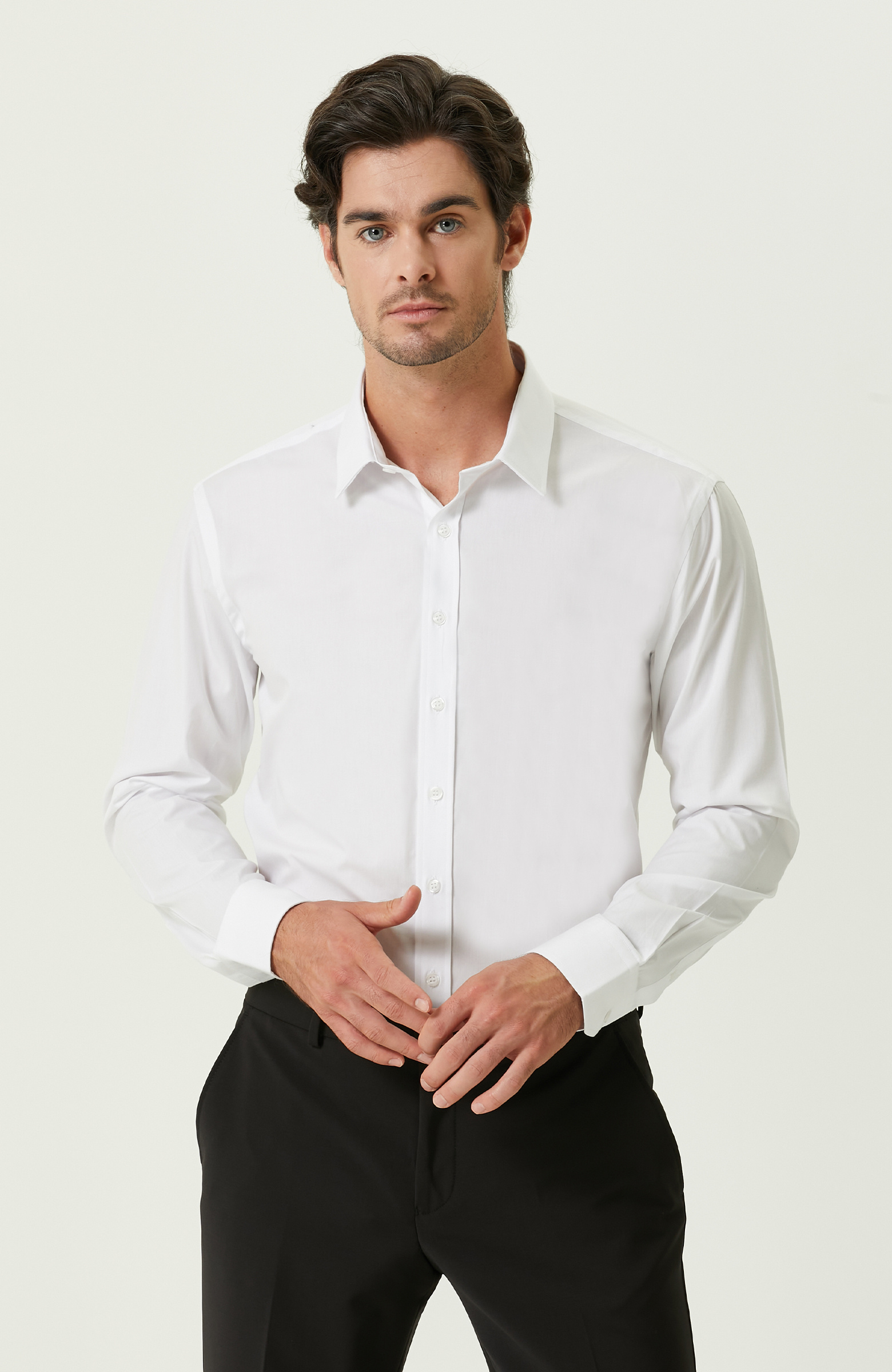 Slim Fit Beyaz Gömlek