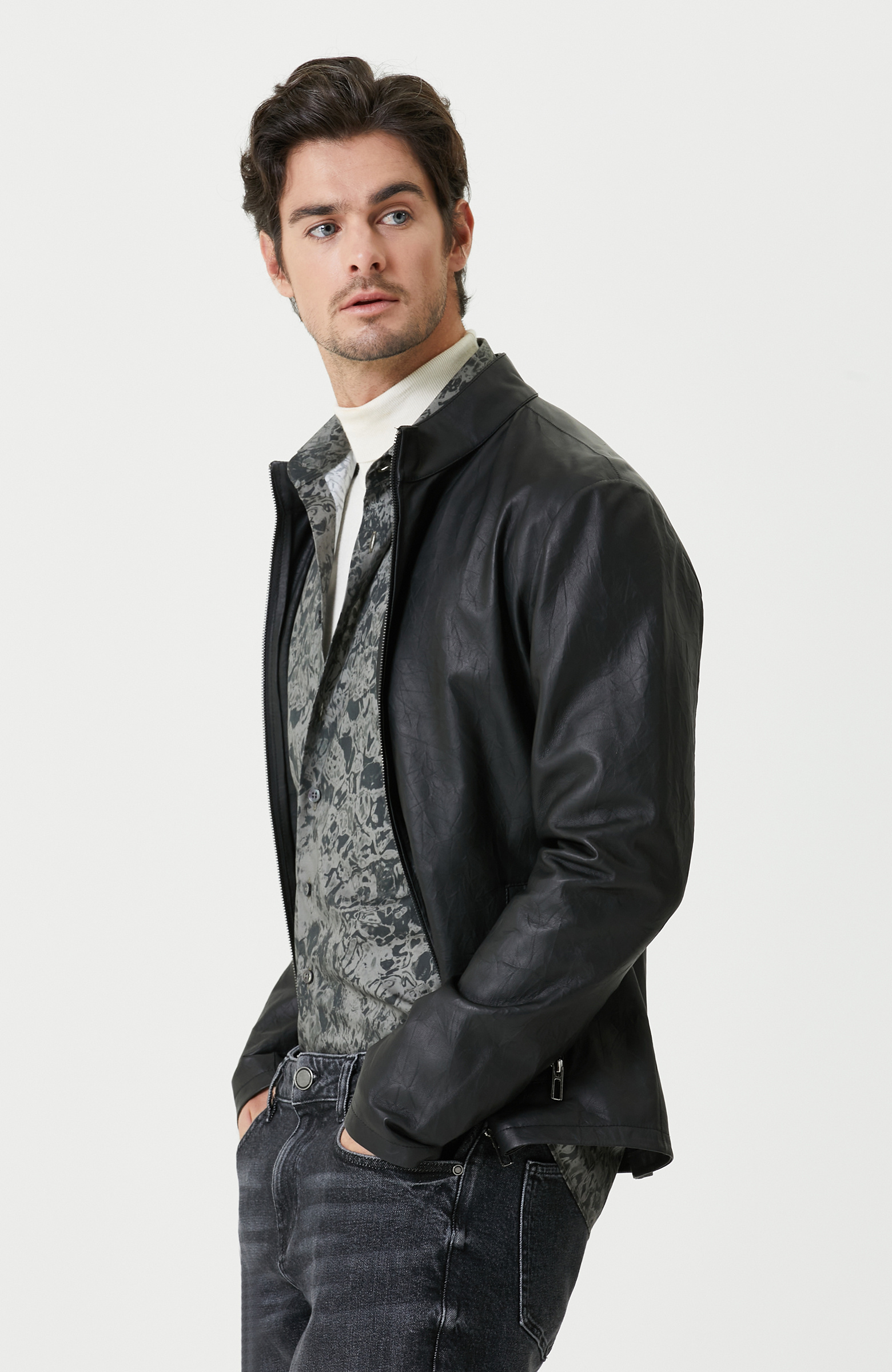 Siyah Deri Mont Siyah Deri Mont