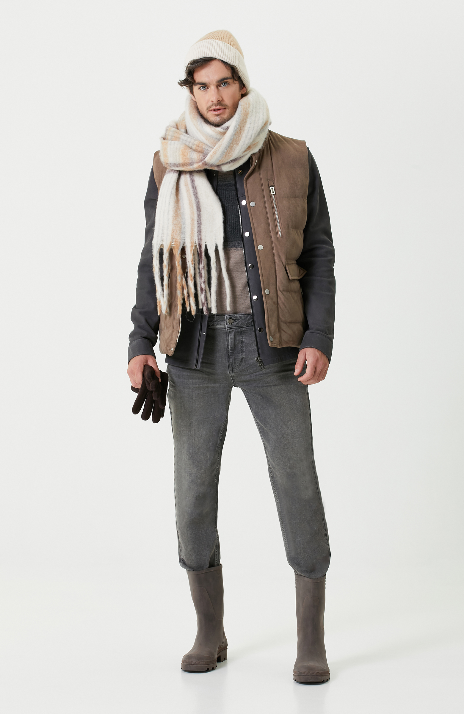 Slim Fit Koyu Gri Denim Pantolon Slim Fit Koyu Gri Denim Pantolon