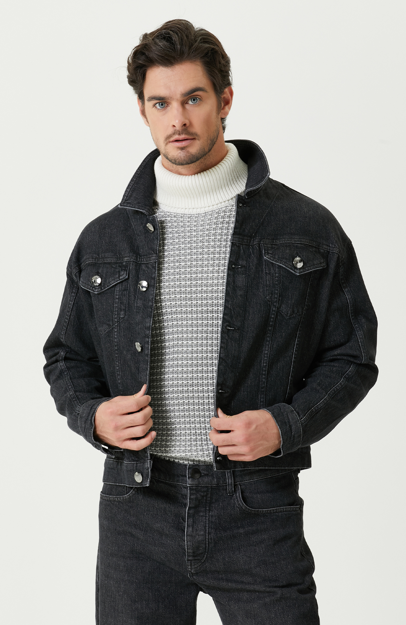 Comfort Fit Siyah Denim Mont