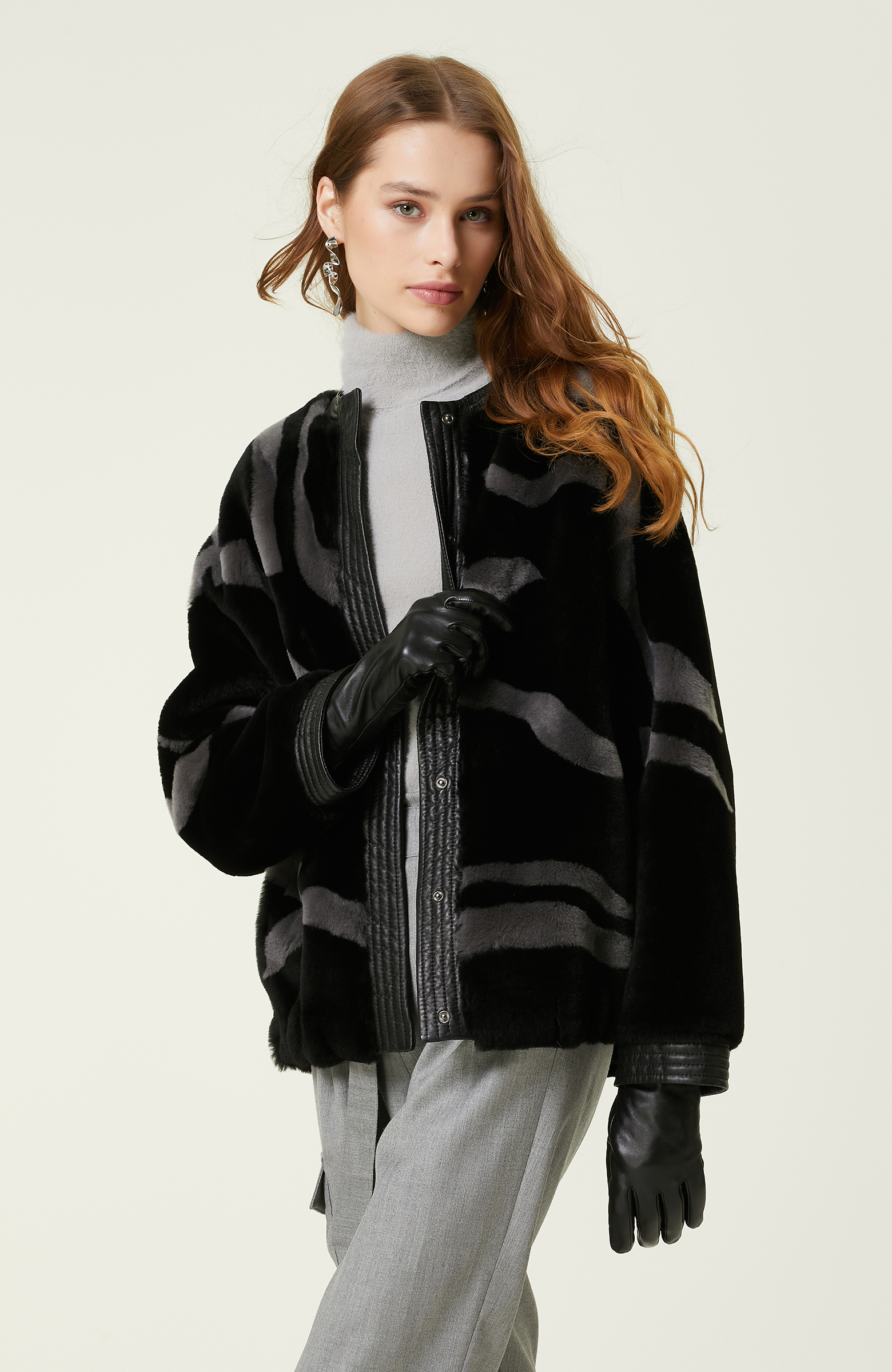 Siyah Gri Deri Kaban