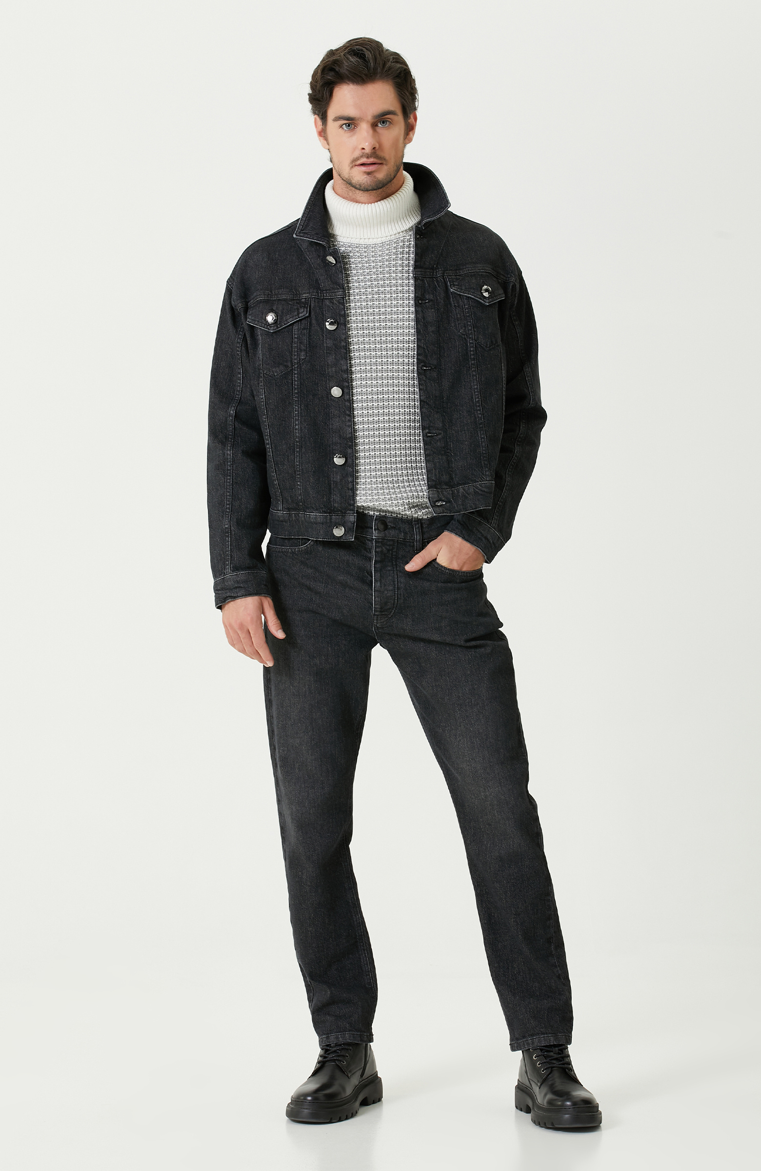 Straight Fit Siyah Denim Pantolon Straight Fit Siyah Denim Pantolon