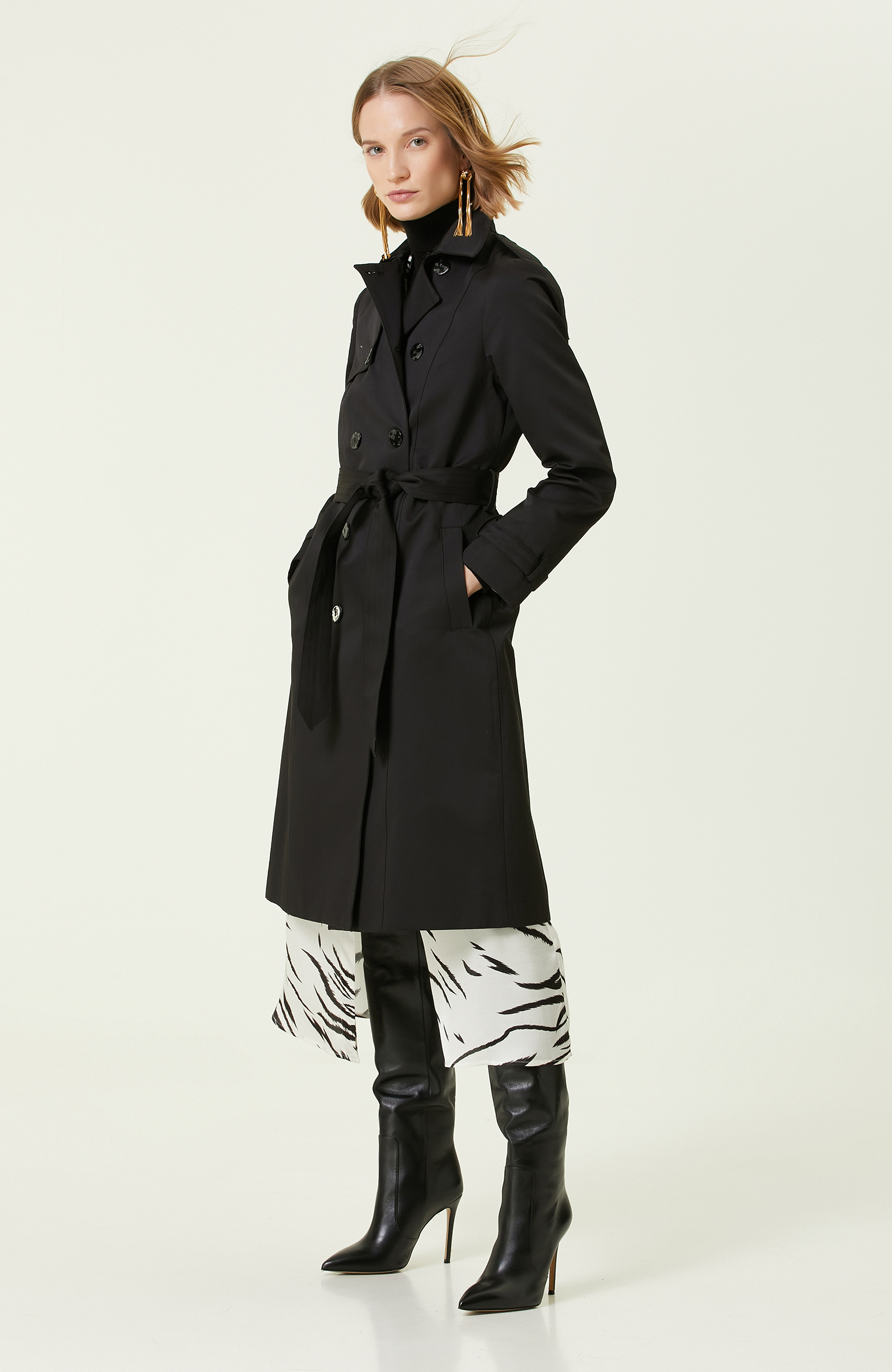 Regular Fit Siyah Pardösü