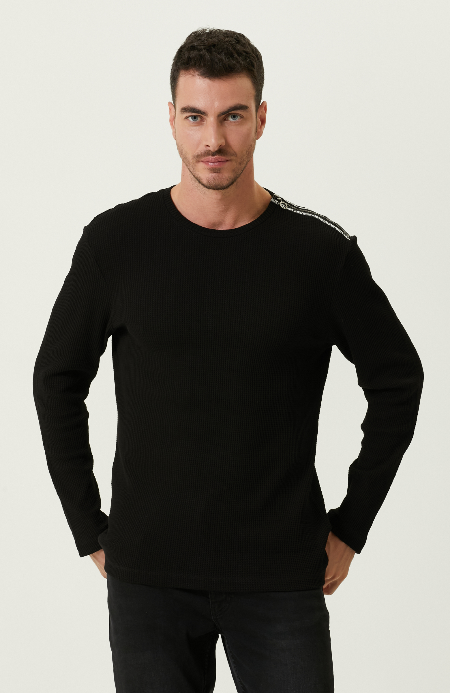 Siyah Penye Sweatshirt Siyah Penye Sweatshirt